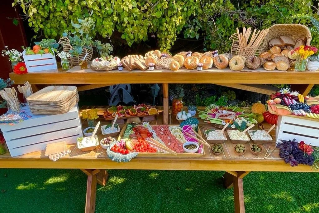 Dining Options — Loveology Retreat