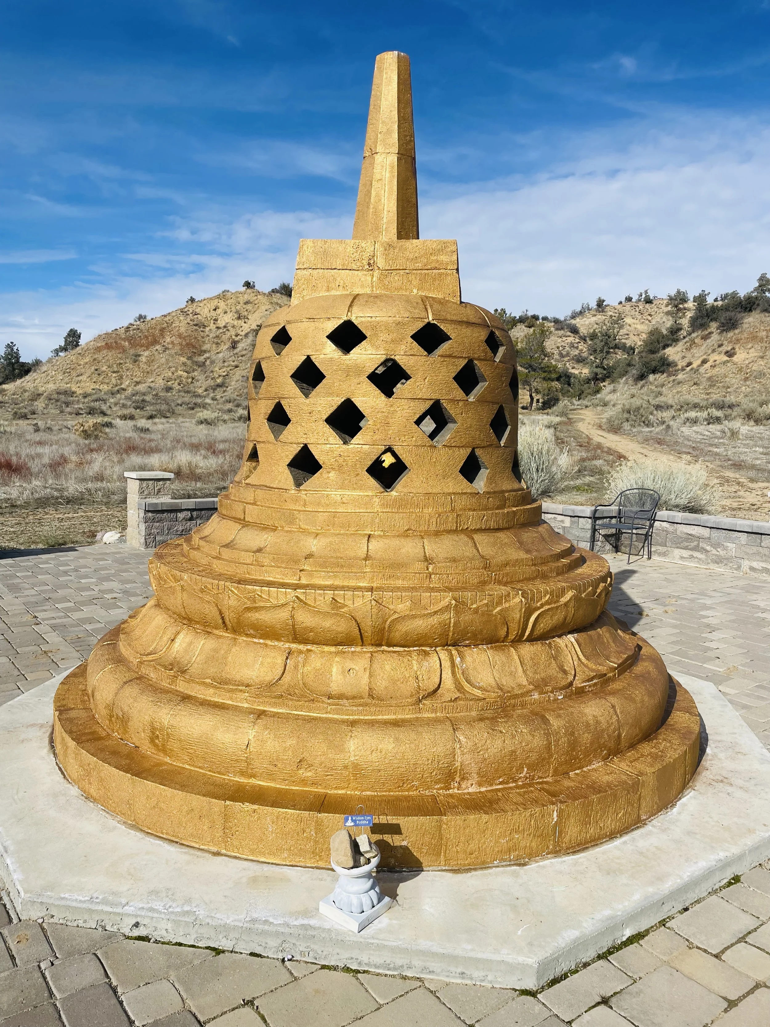 Stupa — Loveology Retreat