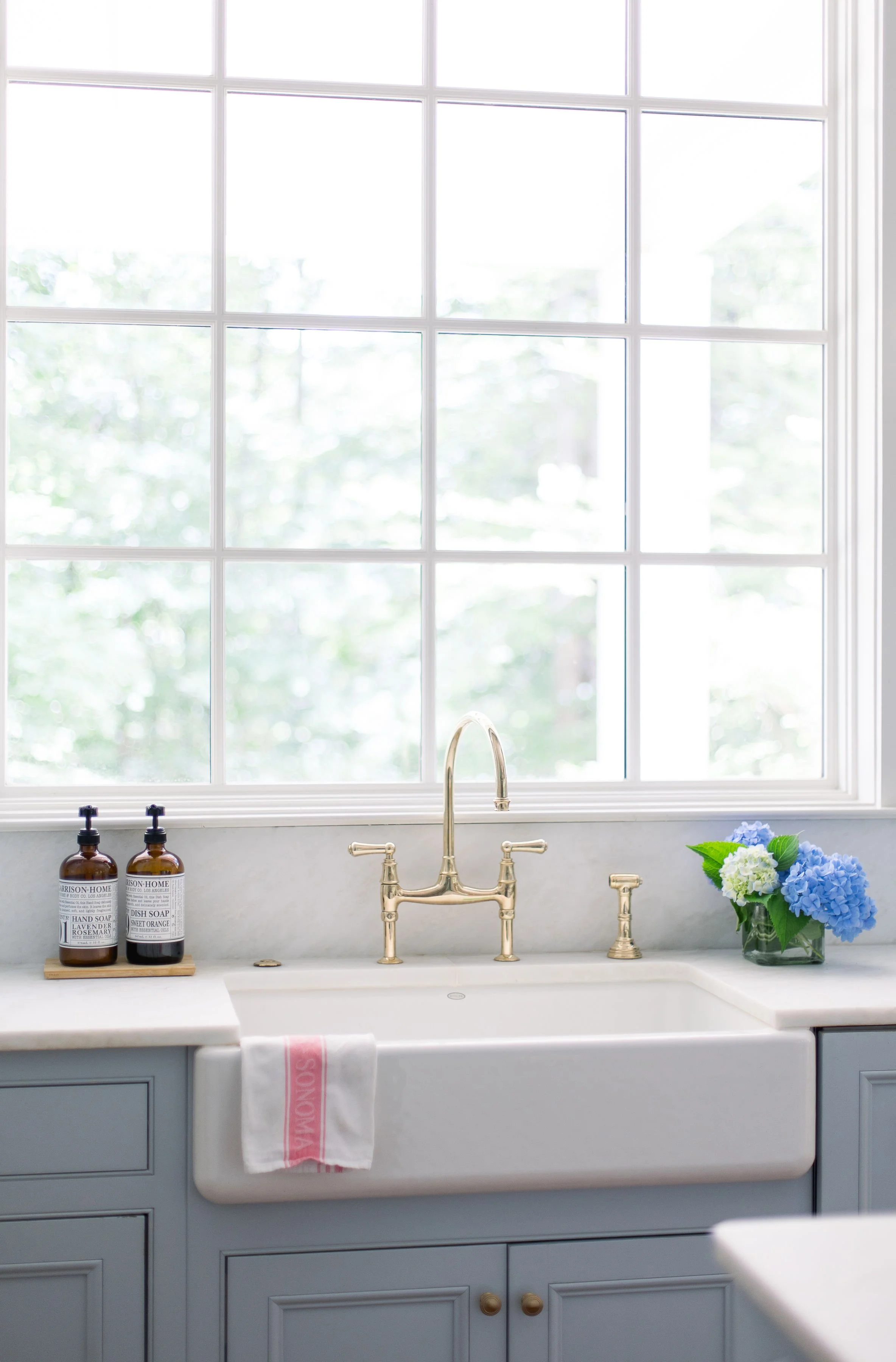 Canvas & Clay Studio