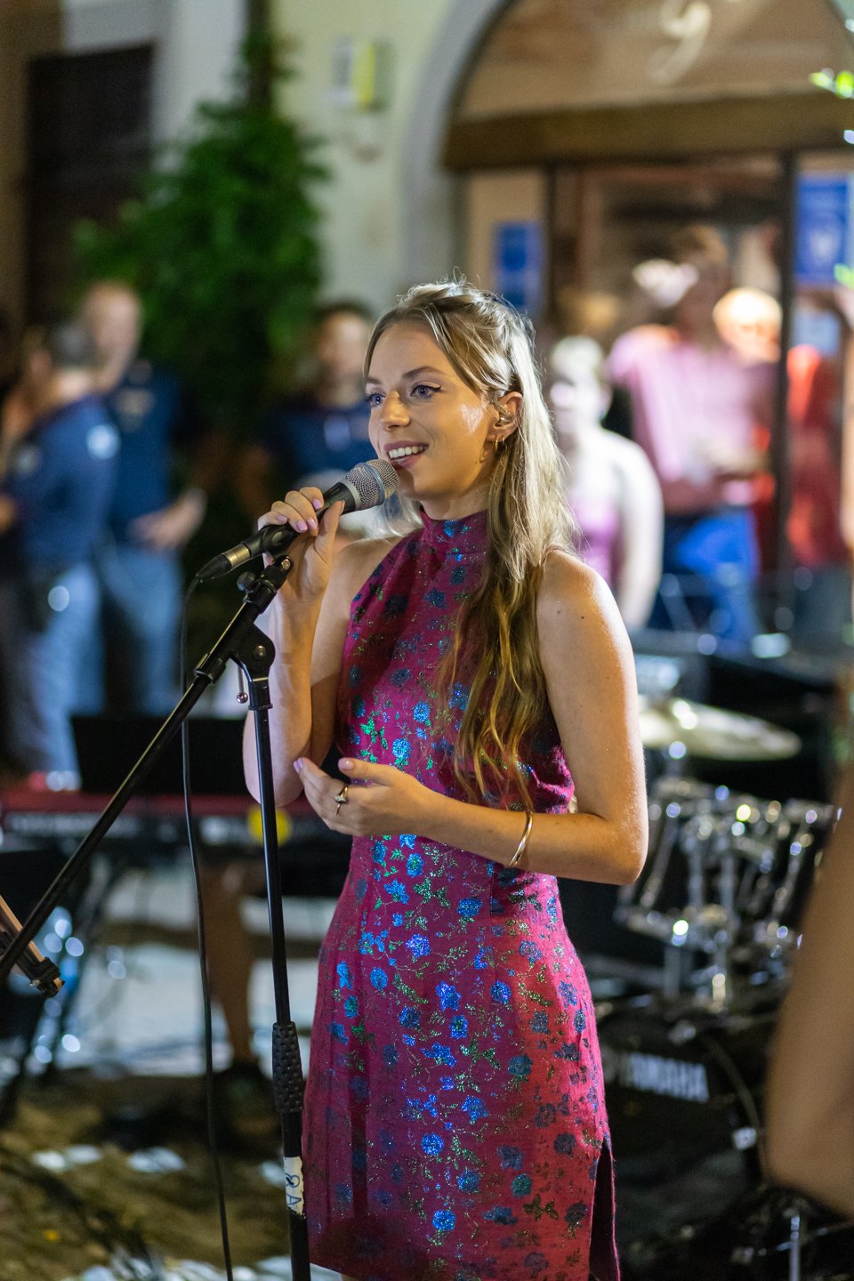 Boek Franse chansons zangeres Sarah van Heuven, Sarah Isabel — Sarah Isabel