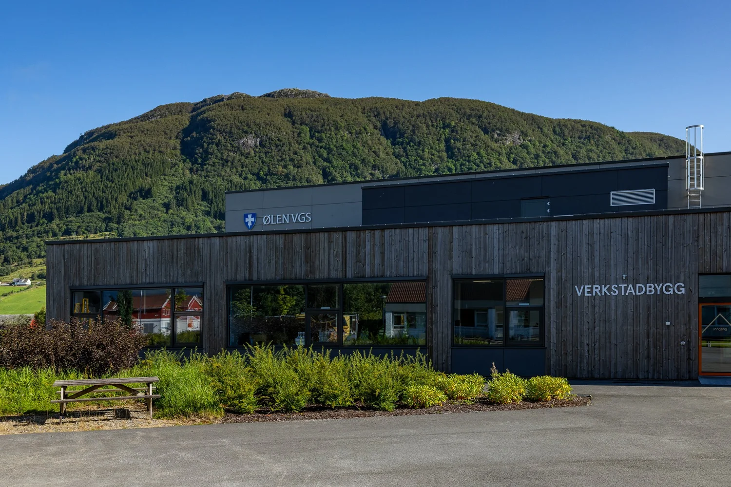 Ølen VGS — Tveit Maskin AS