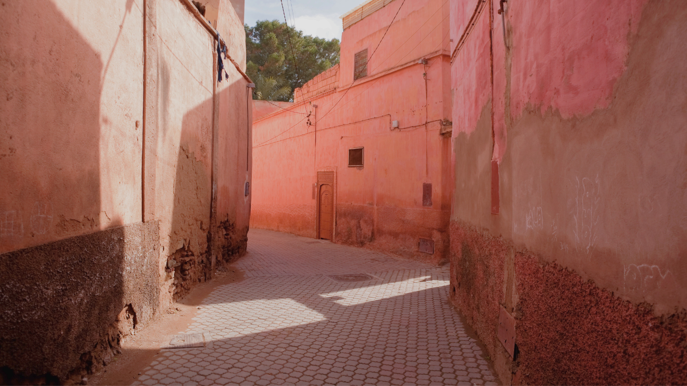 About 3 — Ait Atta