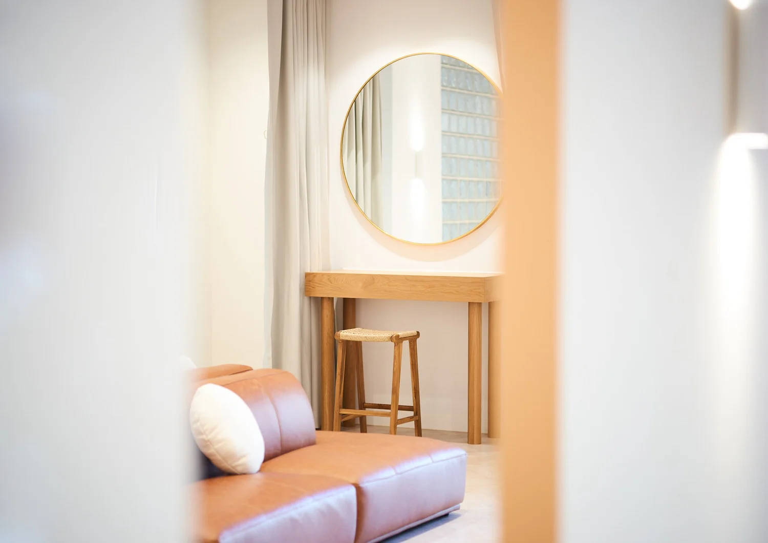 ABOUT — STUDIO LUVE