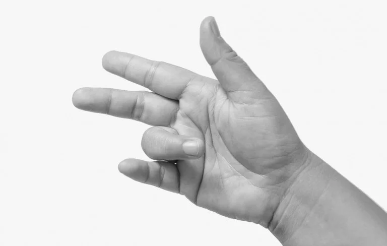 Schnellender Finger: Ursachen & Therapie — Hauptsachehaut