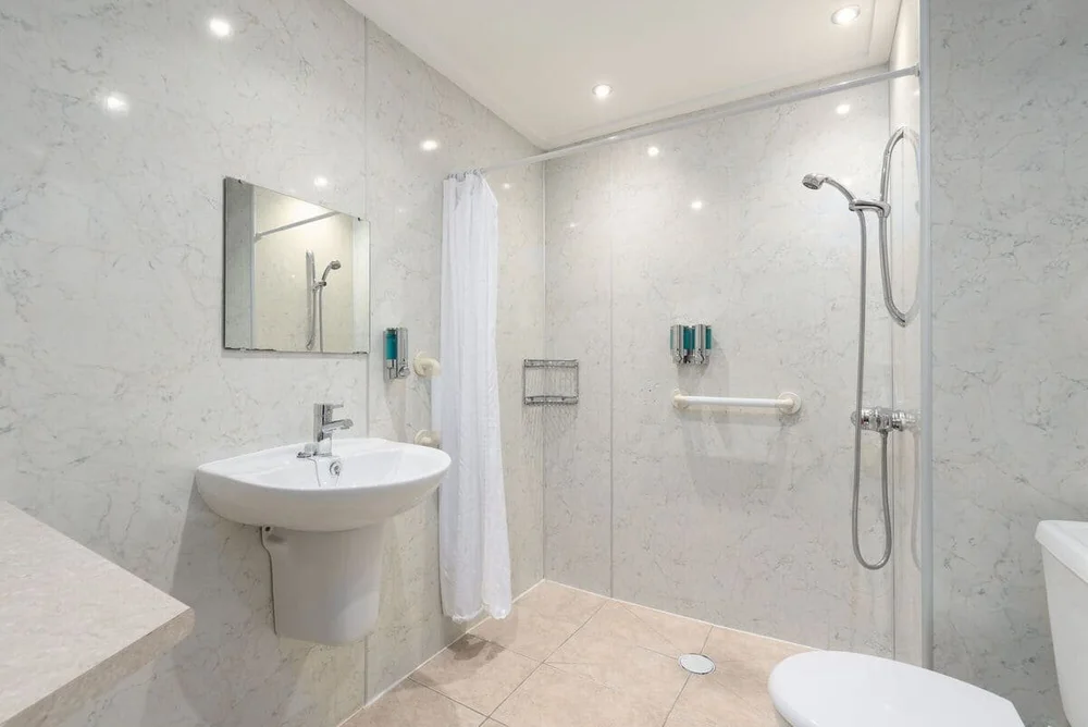 Accessible Lake District hotel rooms — Windermere Manor Hotel
