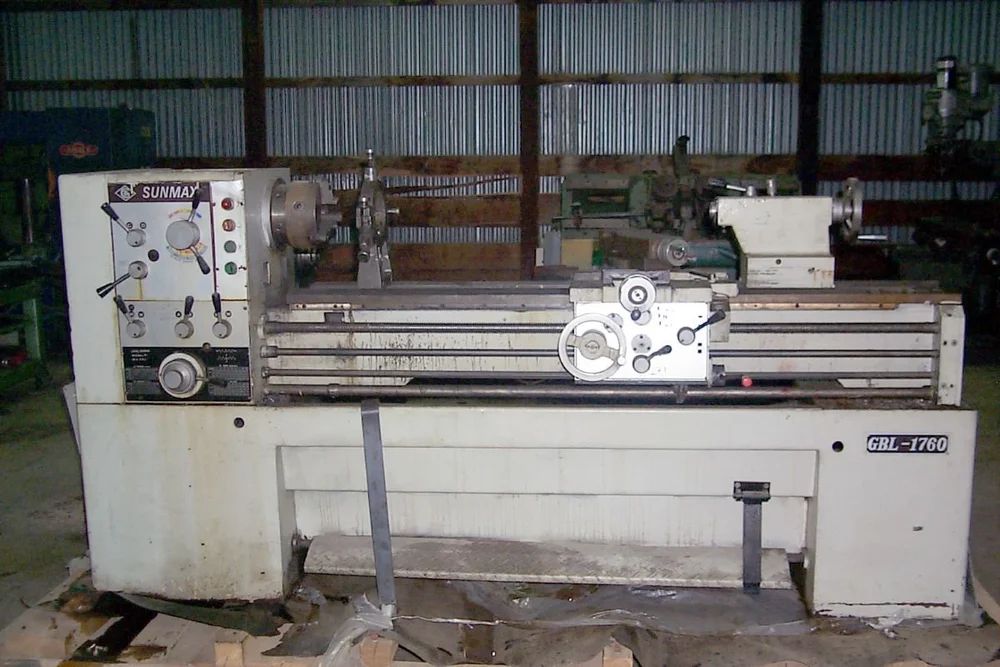 Machinery For Sale | Used 17" x 60" Engine Lathe, Sunmax, Model GBL ...