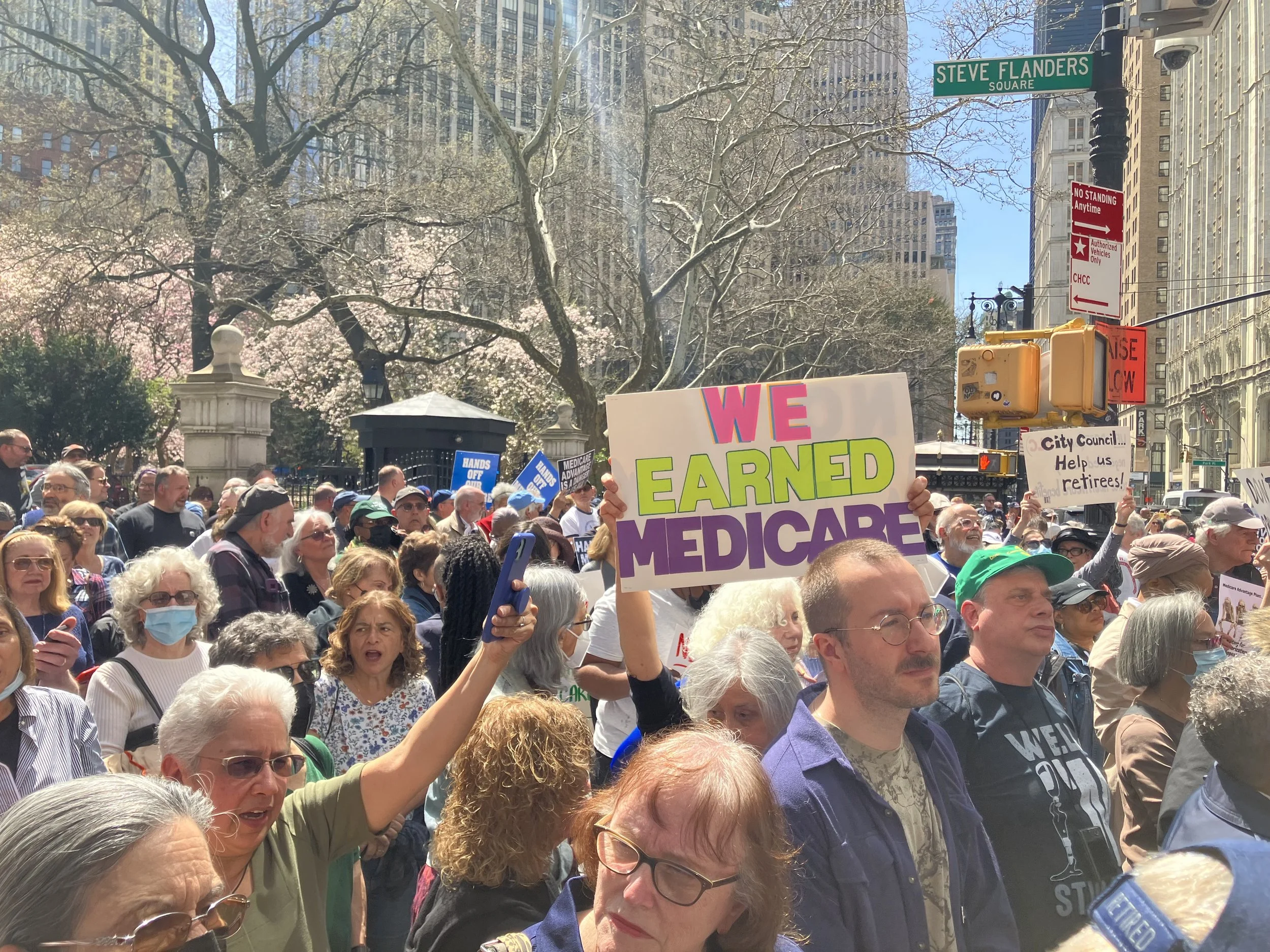 LISTEN: The ‘Wall Street-ization’ of US Healthcare and More! — Work-Bites