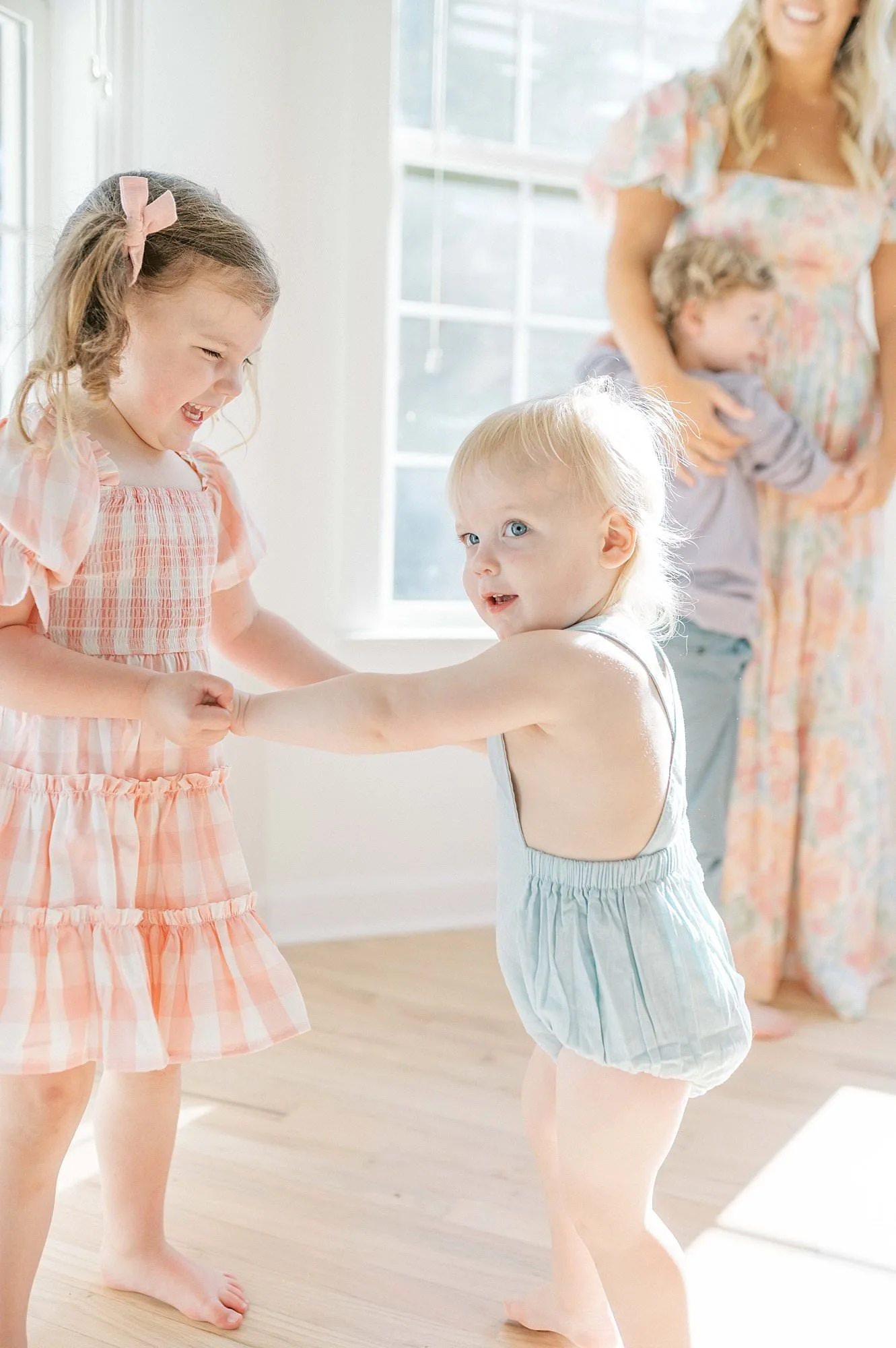 Peterson in home family session : Kelly Bullock Photography