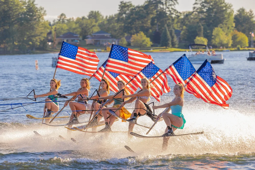 Shows — Min-Aqua Bats Water Ski Show