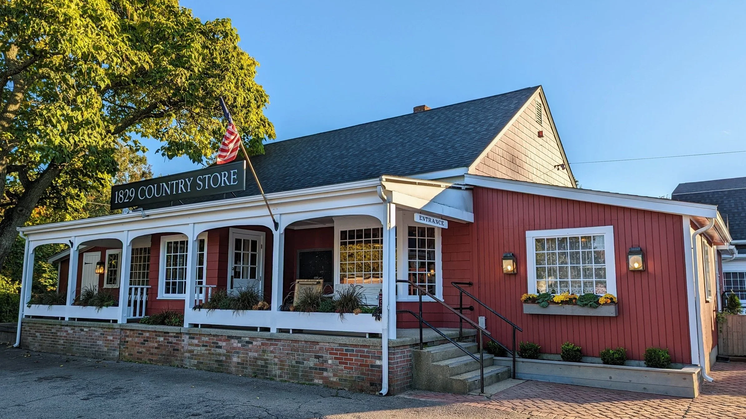 1829 Country Store & Modern Vintage Market | Historic Country Store in ...