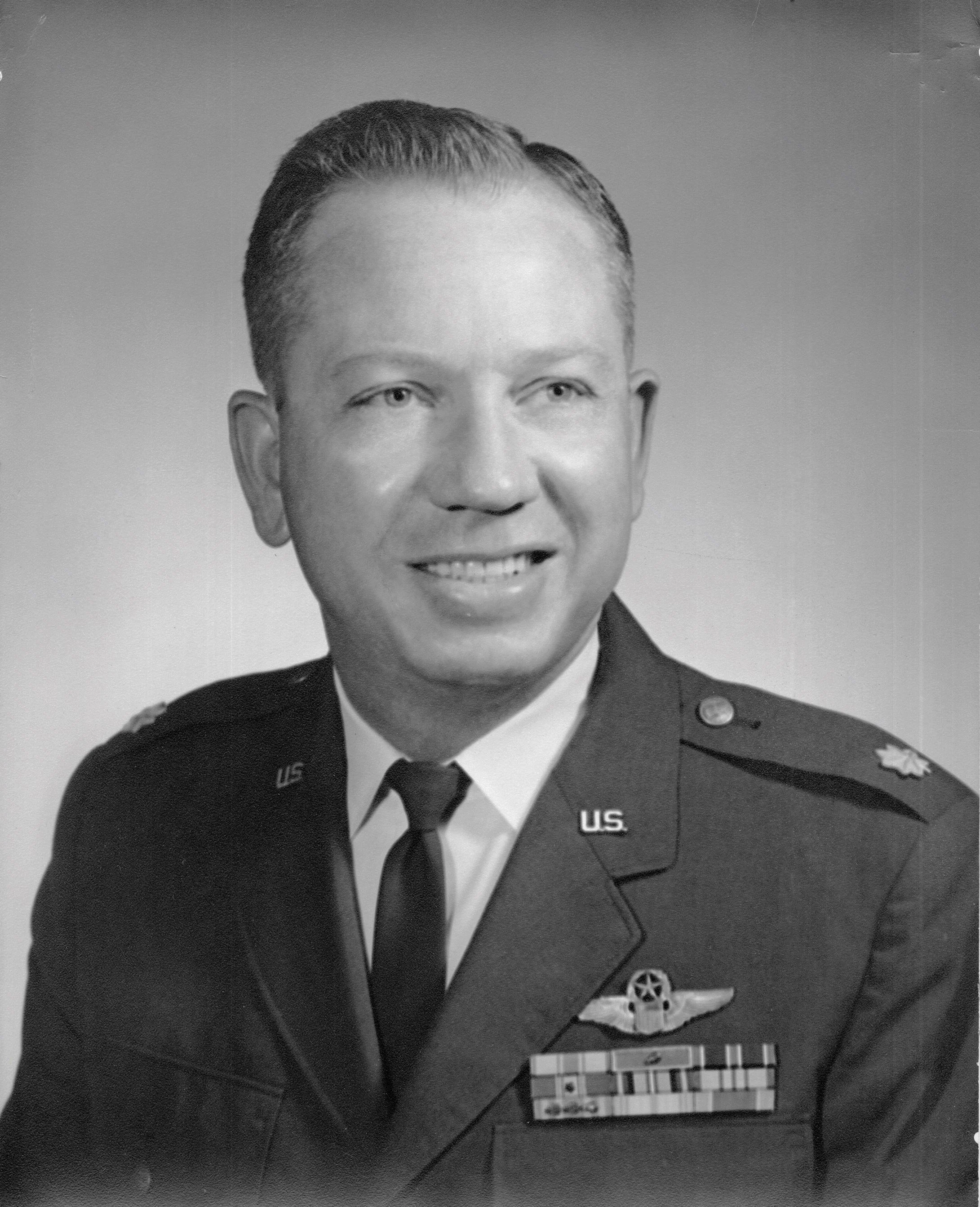 Lieutenant Colonel Richard Chambers Sr. — Honoring Hometown Heroes