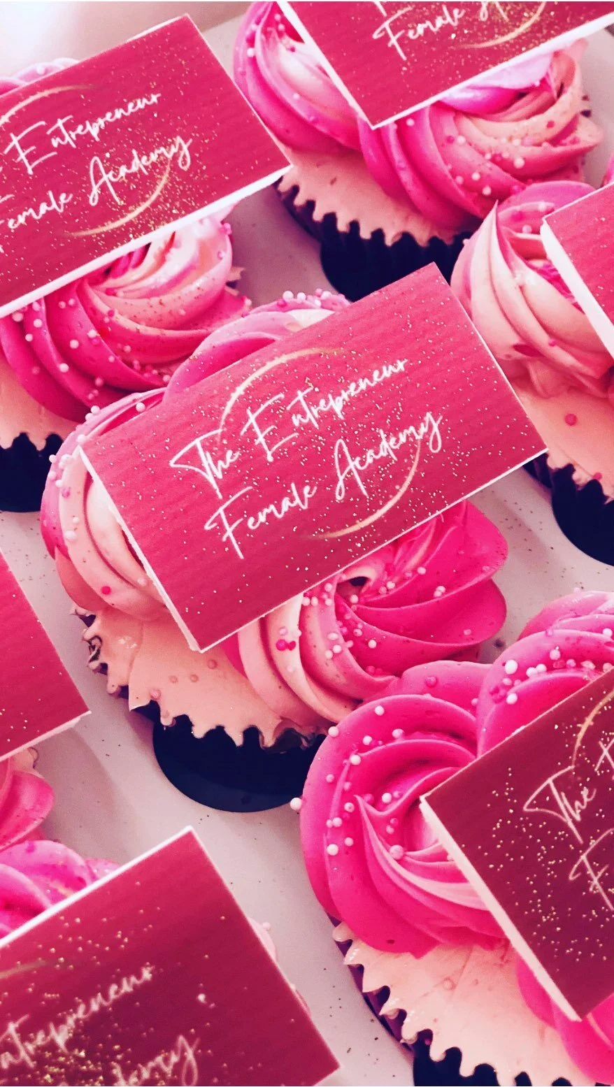 SINGLE TIER CAKES — Arianna's Little Bakery