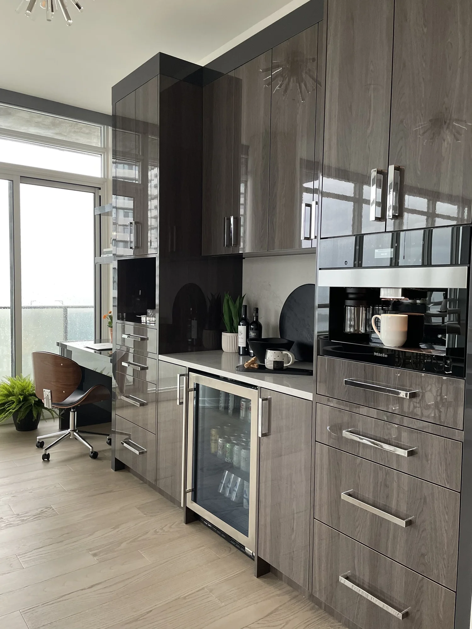 High-Rise Condo Renovation — Jackie Glass Inc.