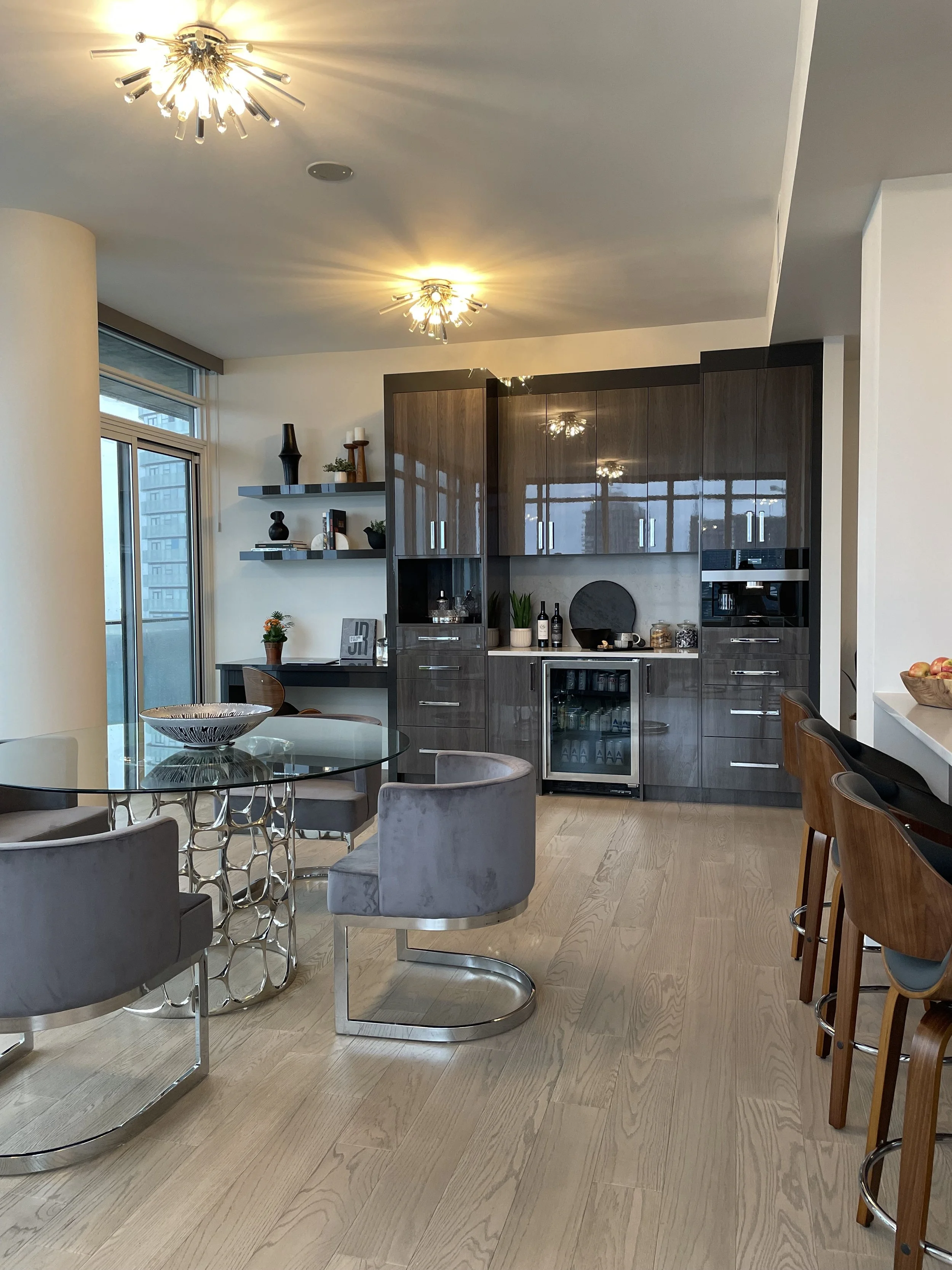 High-Rise Condo Renovation — Jackie Glass Inc.