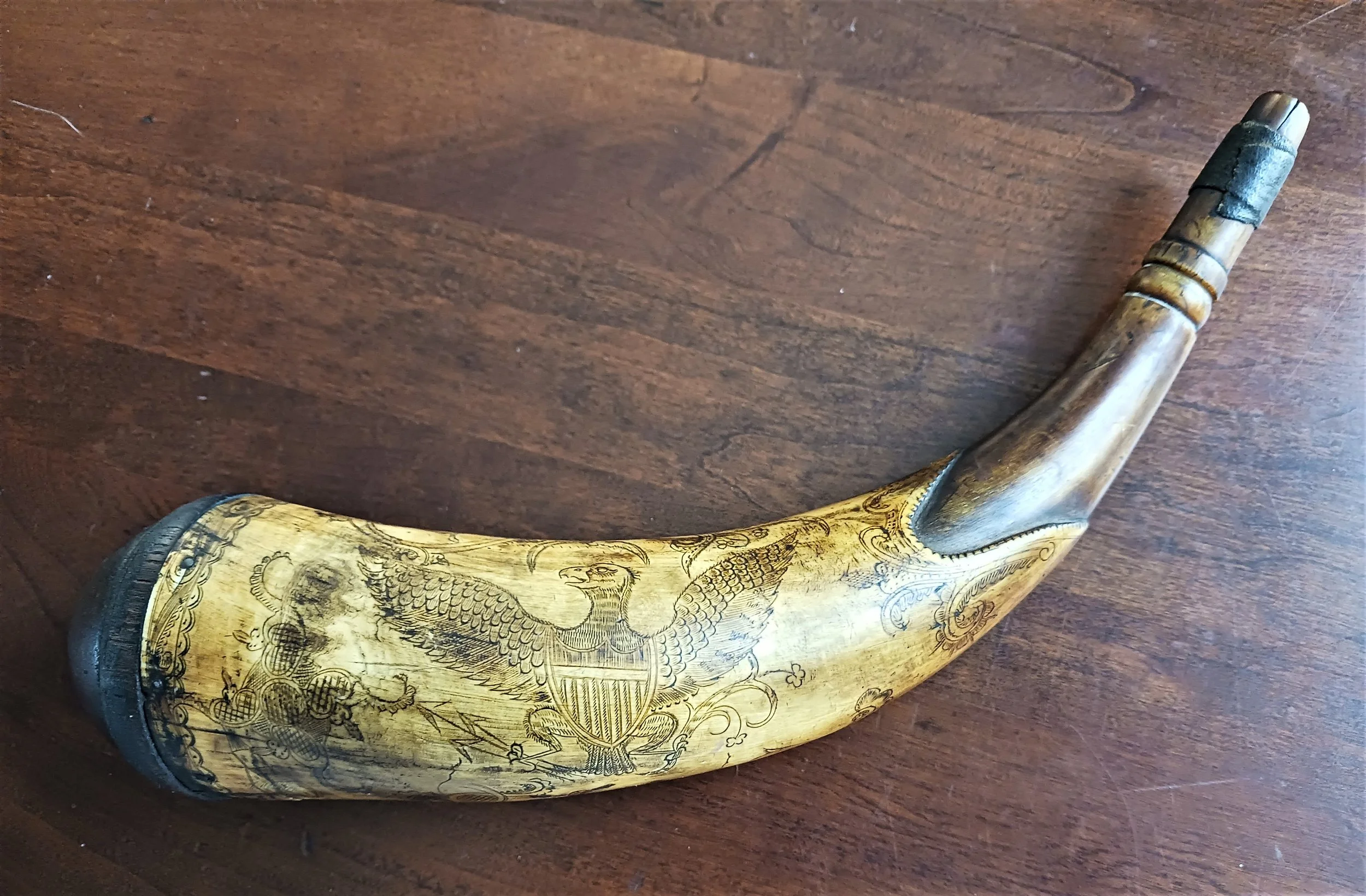 An Early Powder Horn by Stark Tansel © — Kentucky Gunmakers