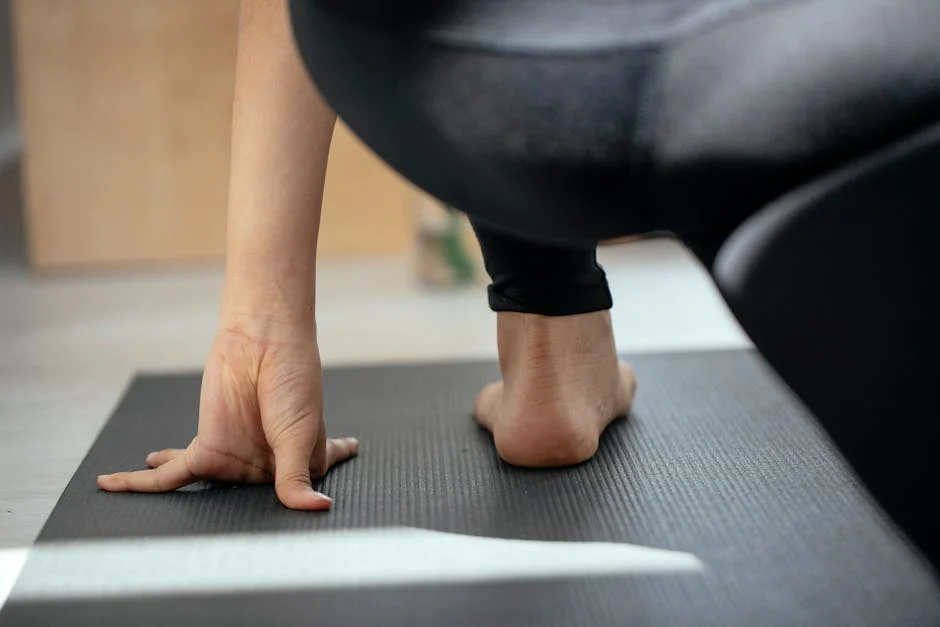 Align Your Pelvis and Hips with These Stretching Exercises