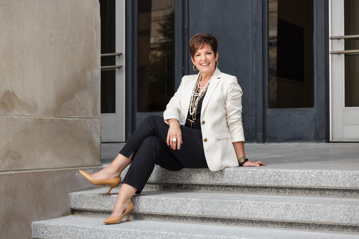 Speaker, Author, Executive Coach, Podcaster — HEIDI FRYE