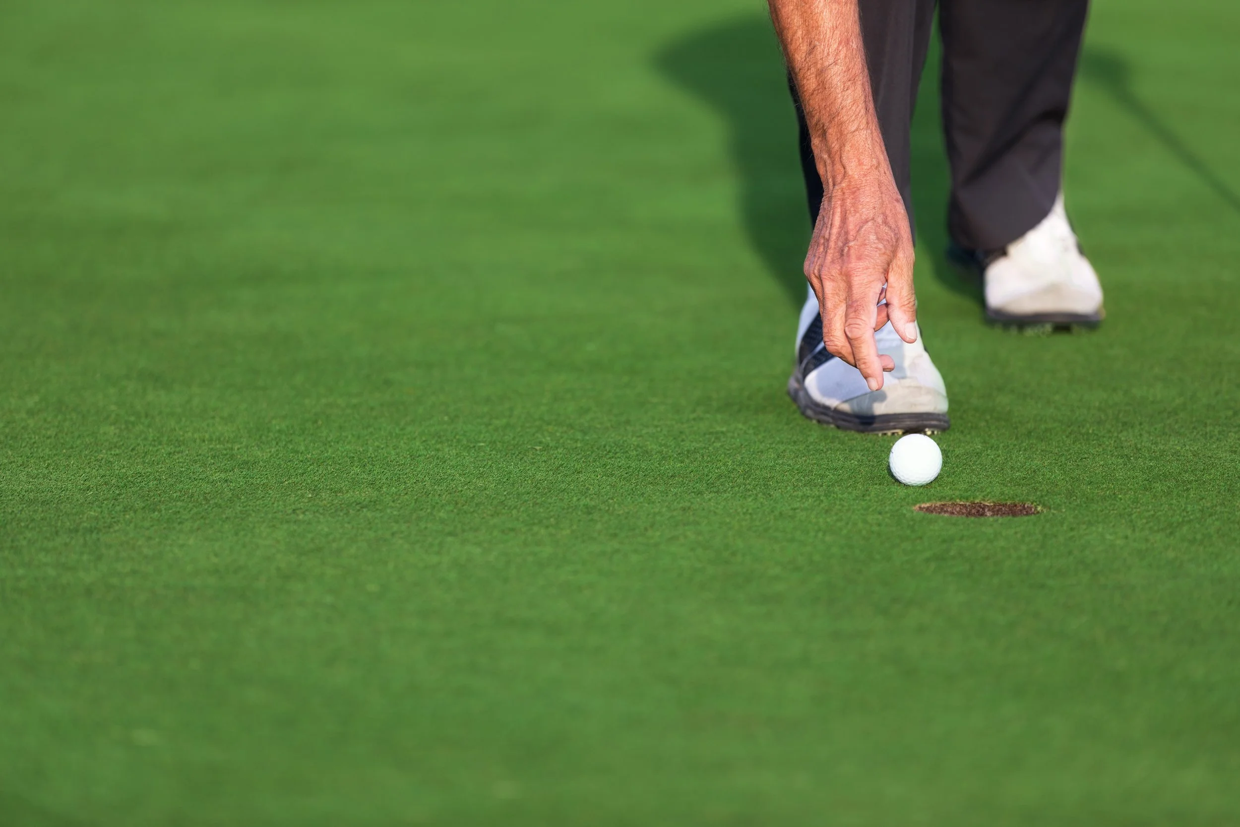 Using a Golfer’s Lift, Tips for Bench Press, National Athletic Training ...