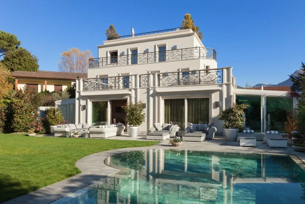 The Debbie Leonard Group