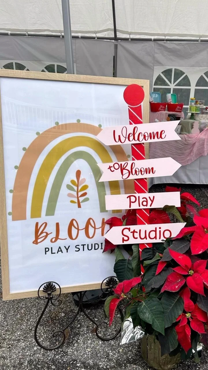 Play Studio & Kid's Kitchen