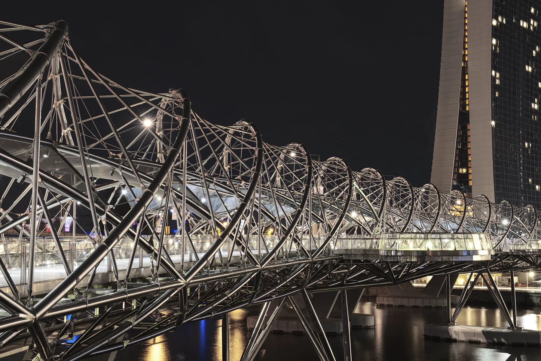 Double Helix Bridge Singapore