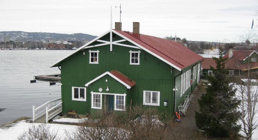 Båthuset — Revierhavnens Baatforening