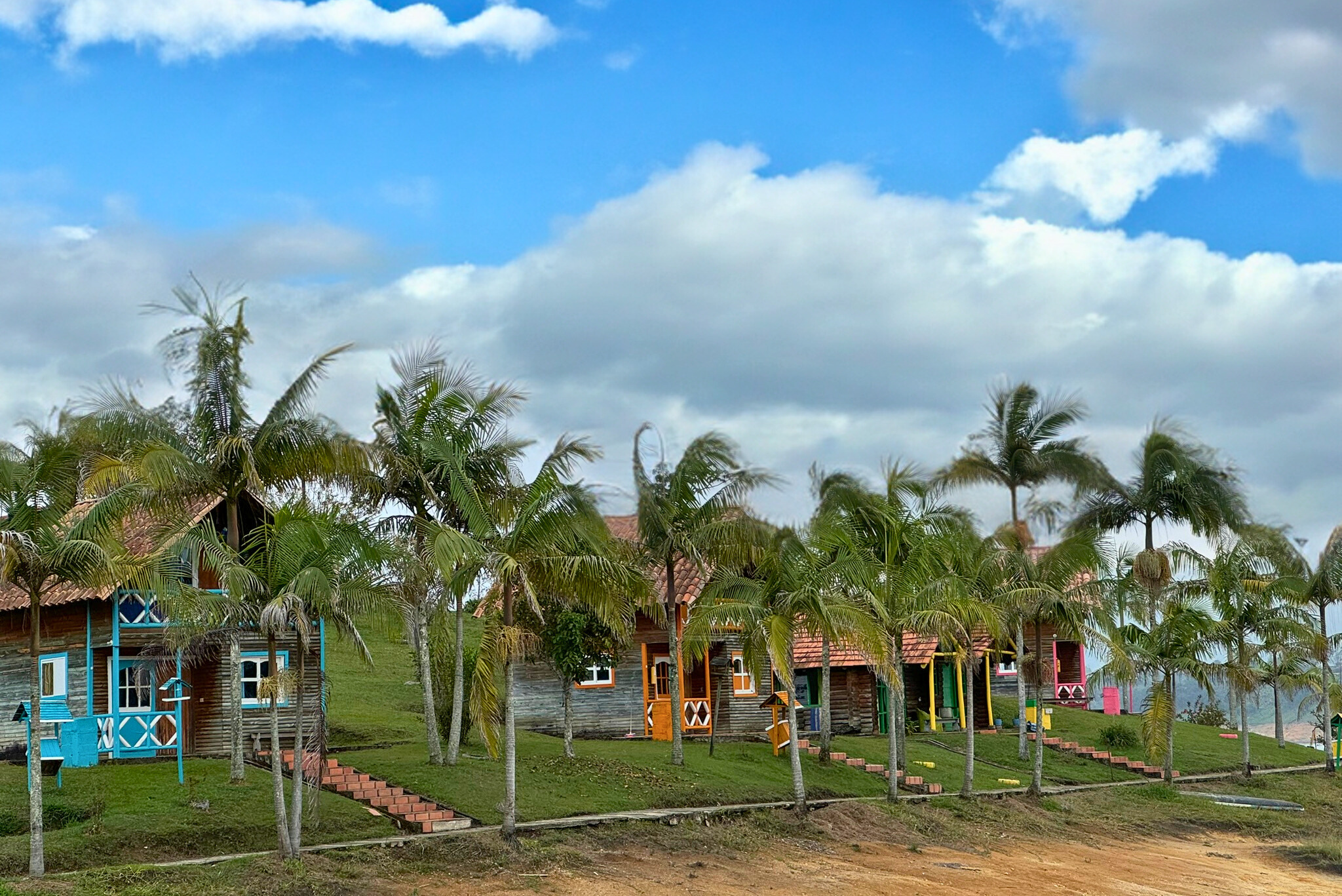 Exploring Guatapé, Colombia: A Guide to Colorful Streets and the Famous ...