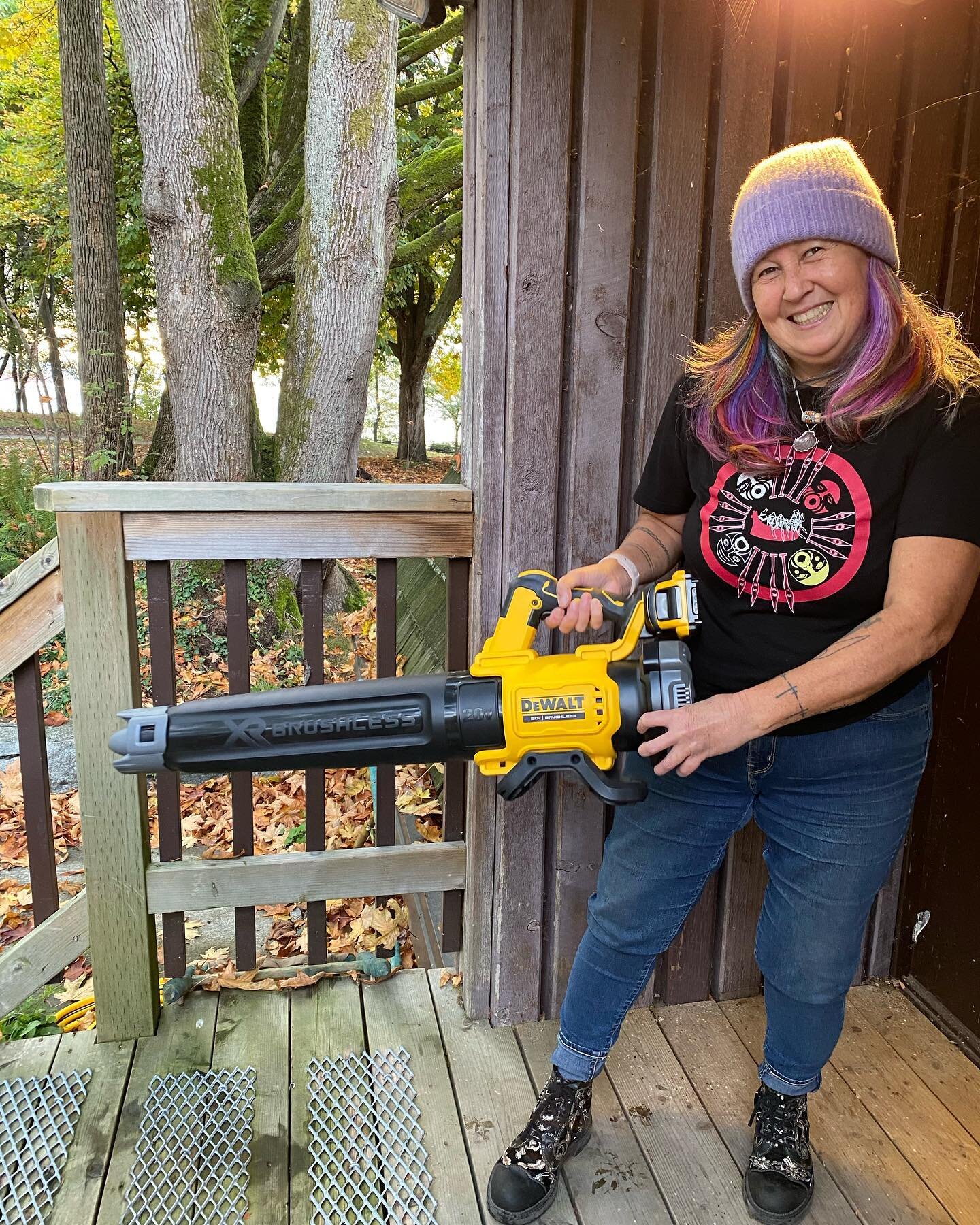 Centre for Reworlding