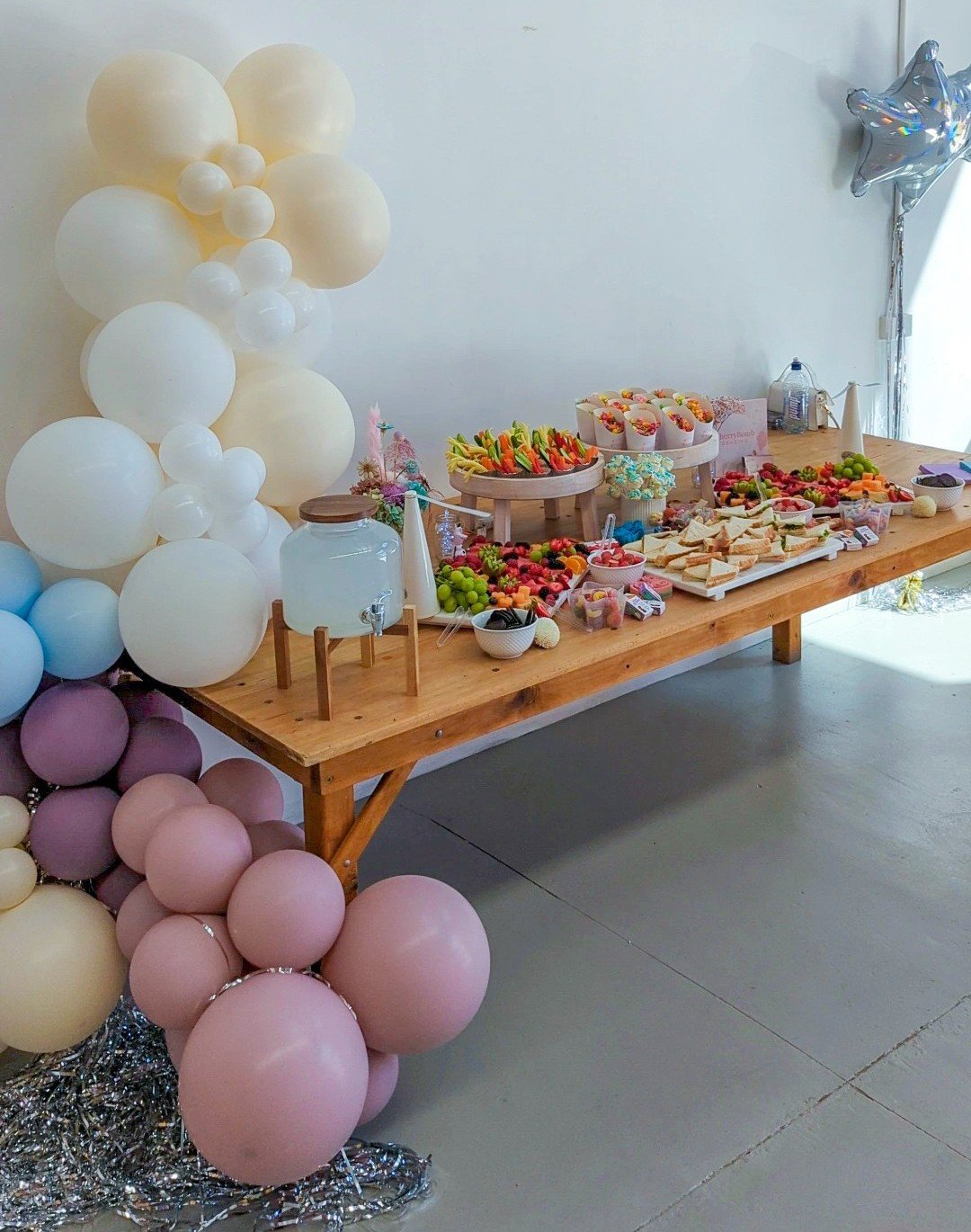 Kids Grazing — Cherrybomb Grazing