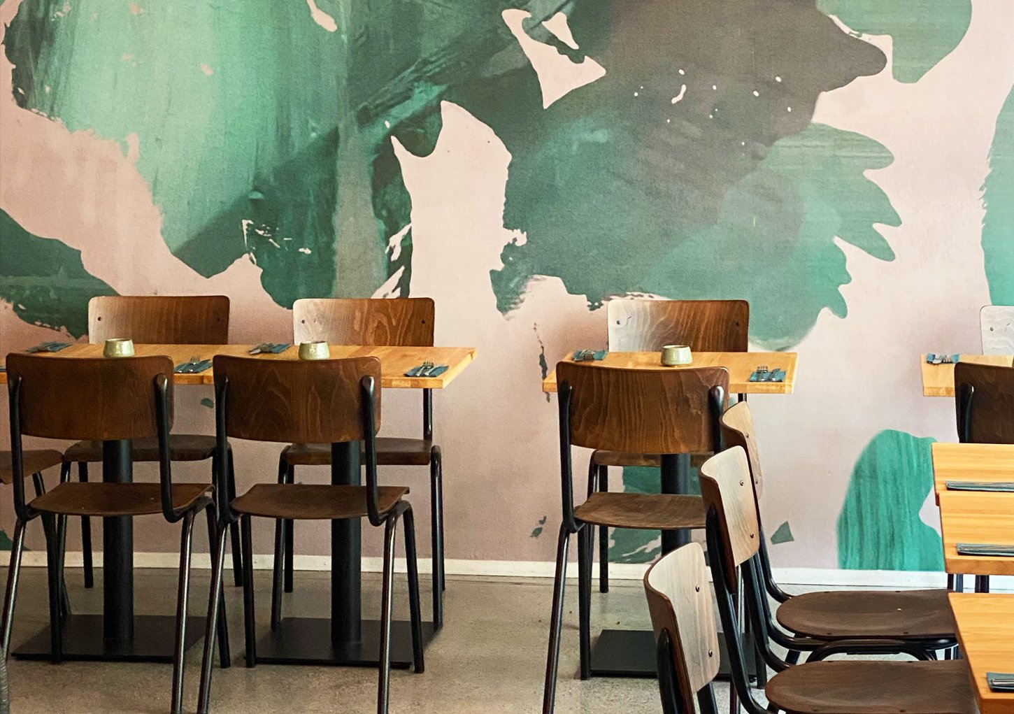 STANDORTE & SPEISEKARTEN — Emmi's Kitchen
