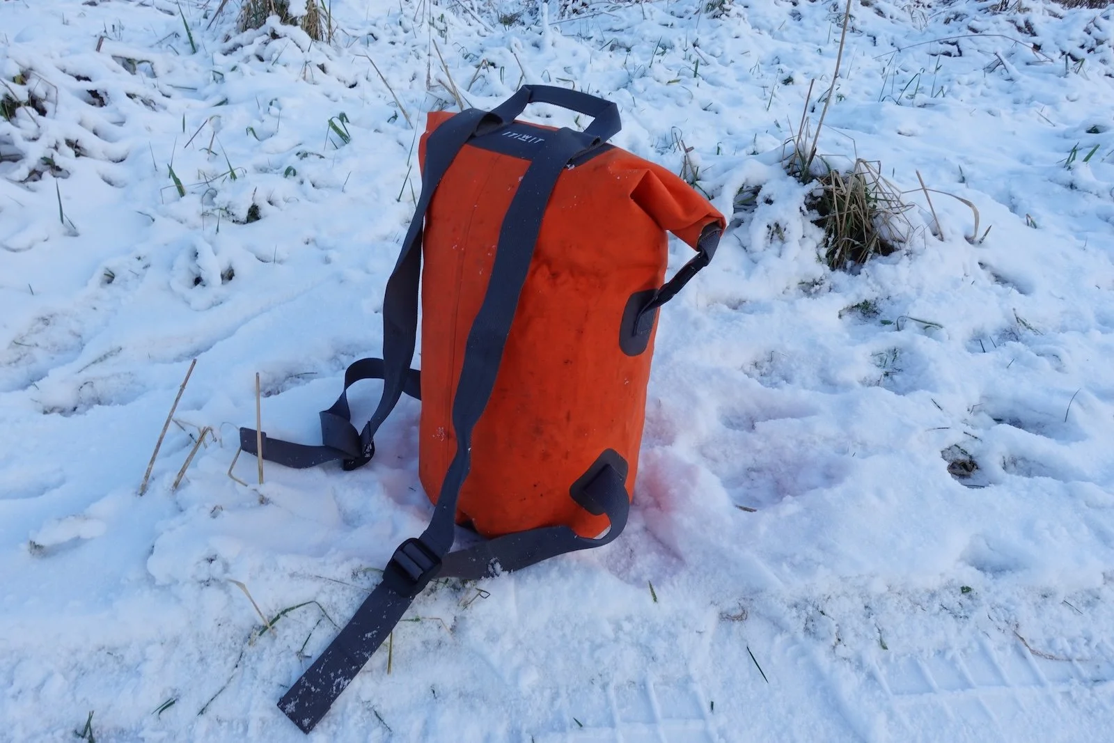 Itiwit (by Decathlon) 30L Waterproof Duffel Bag review — Tales of ...