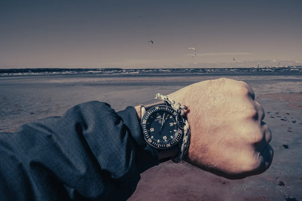 Elliot Brown Holton NIVO adventure & travel watch — Tales of Adventure ...