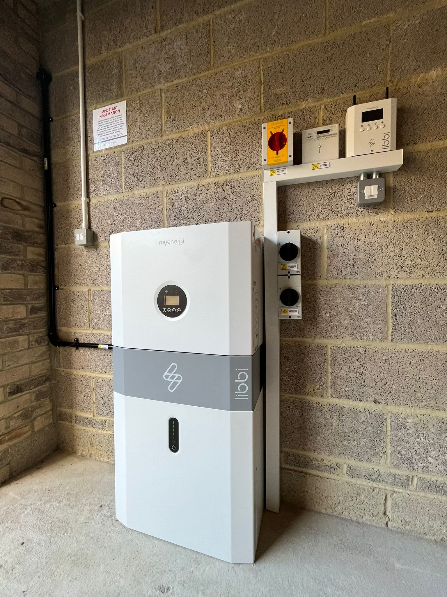 4.2kW Domestic Solar PV Installation with Battery — Solr