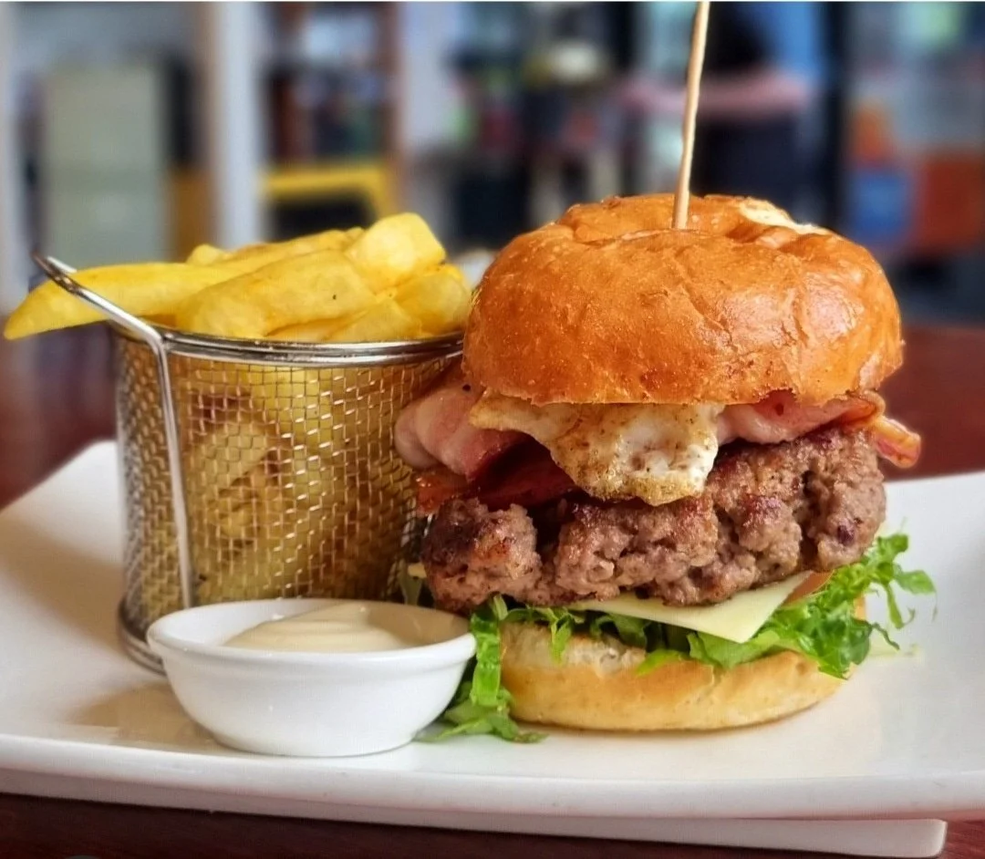 Book a Table — Star Hotel Sale
