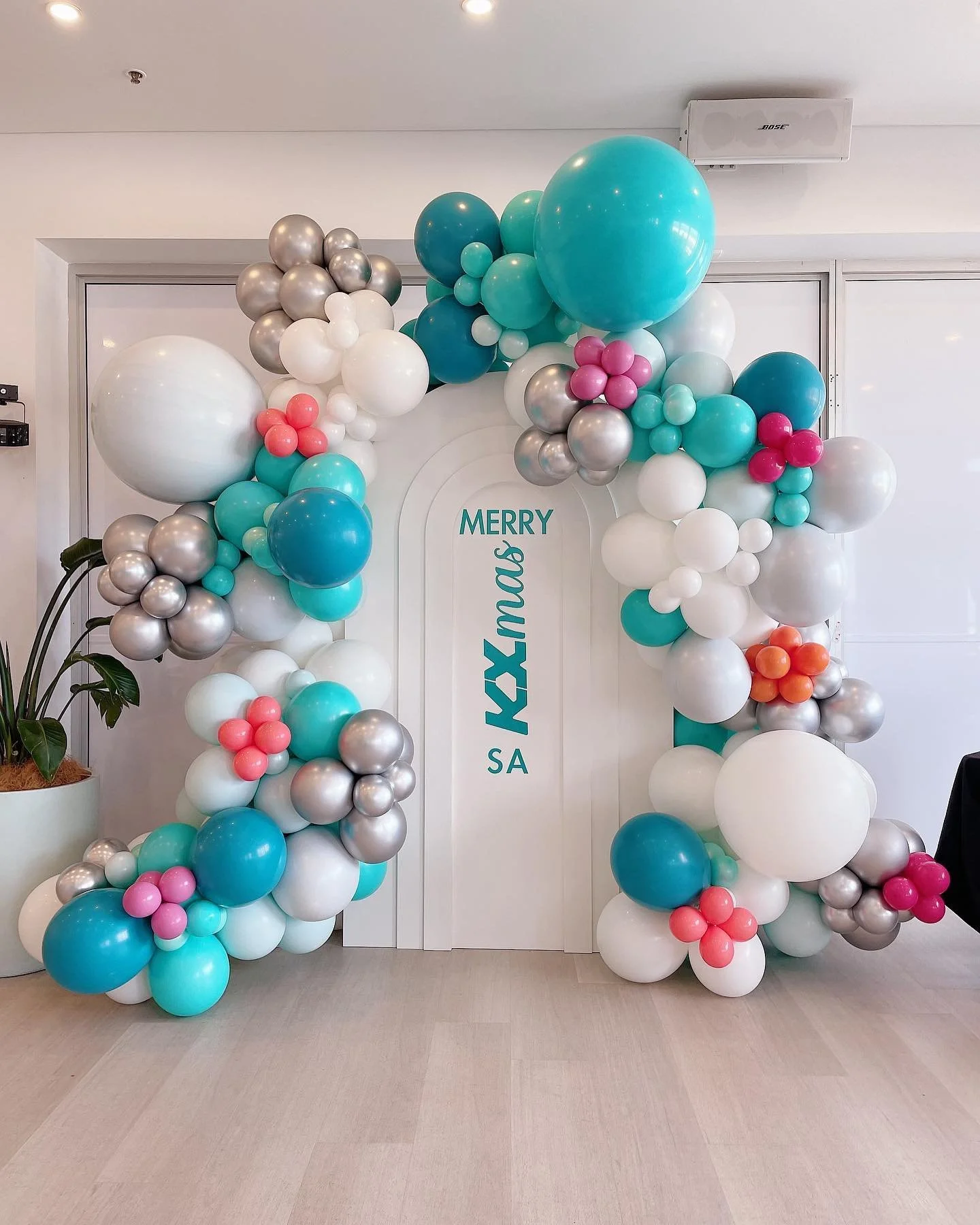 Half Arch Backdrop — Luxe Events