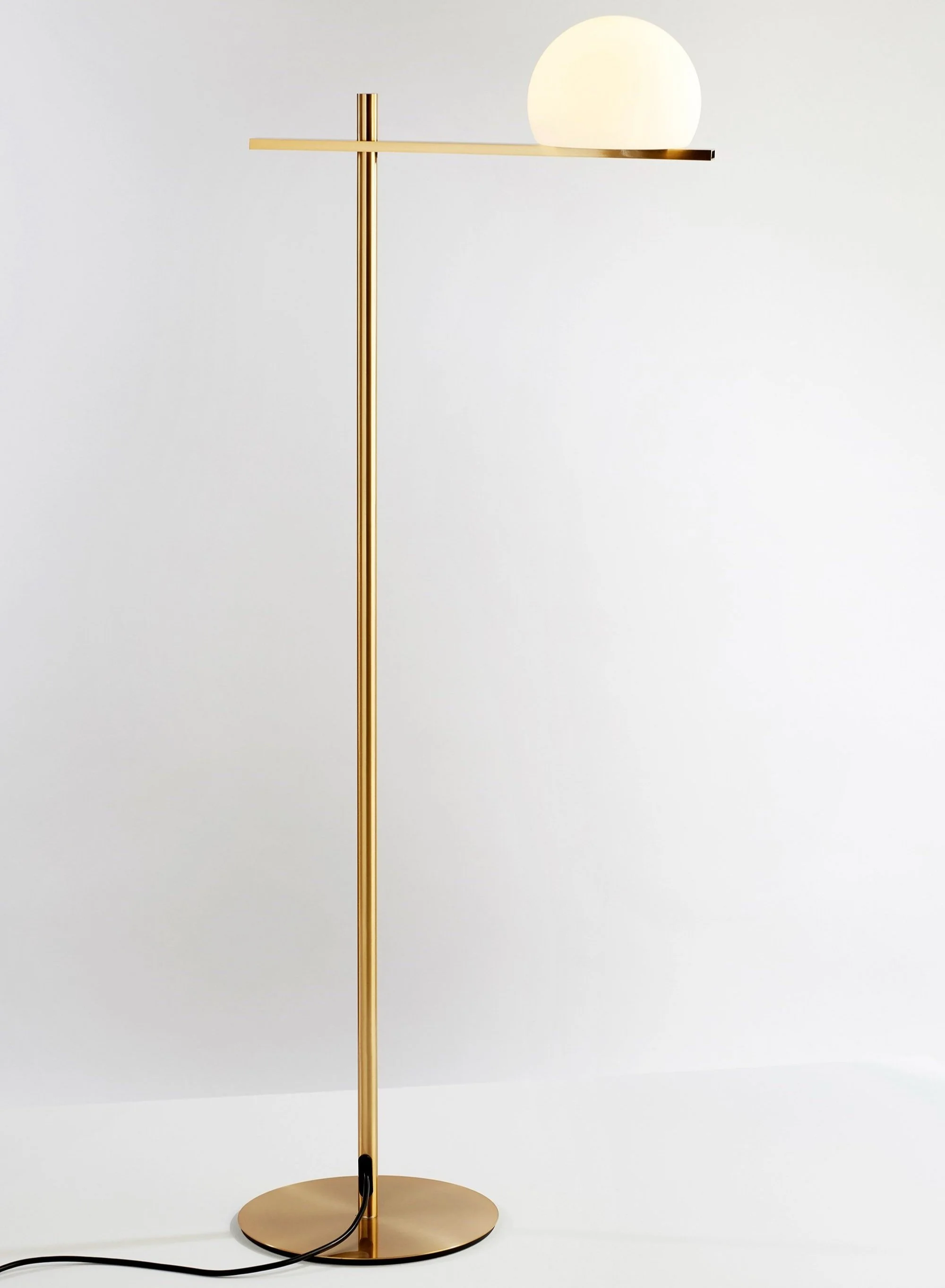 Outdoor Wall Sconce Black CIRC A-3720X by Estiluz — estiluz