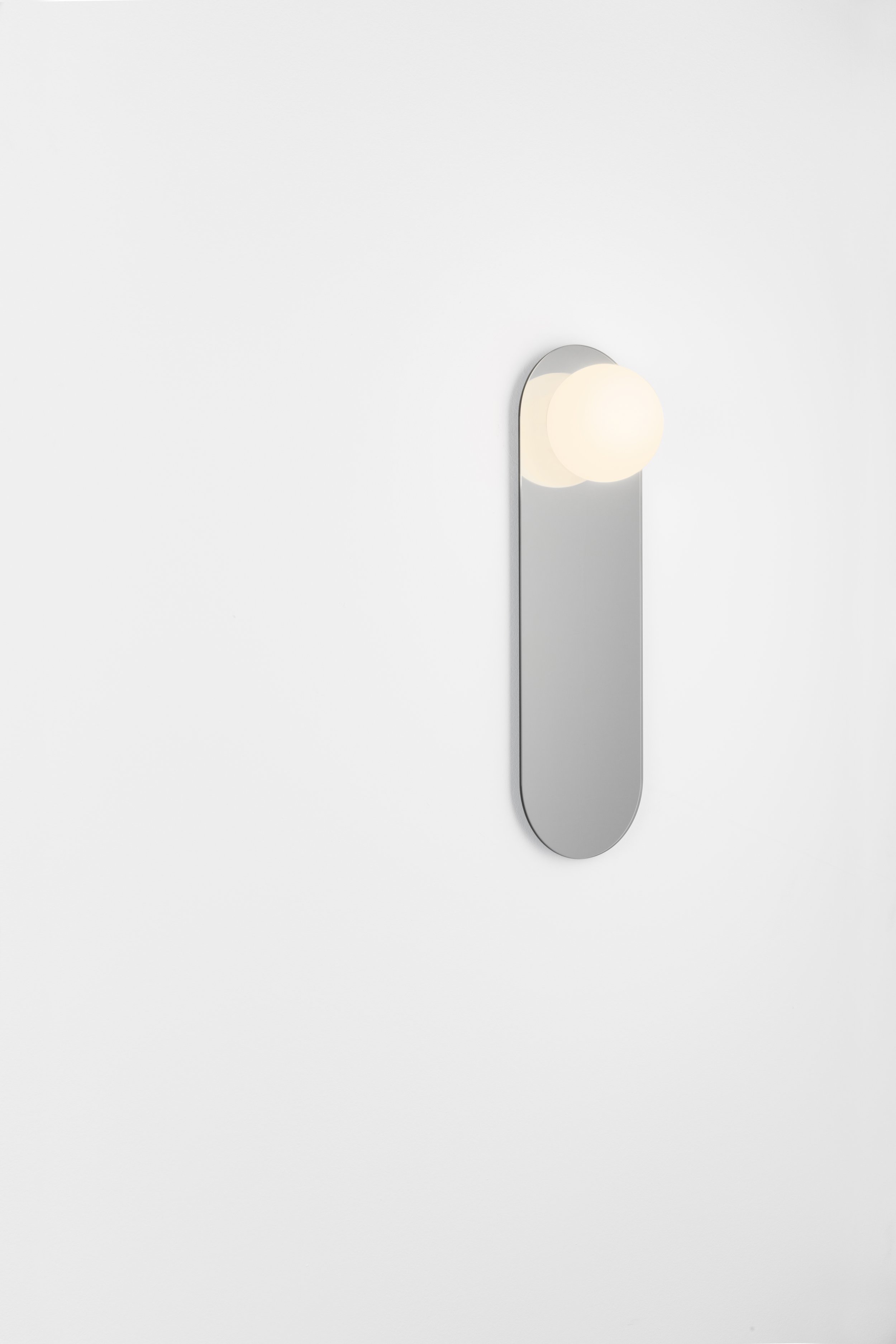 Outdoor Wall Sconce Black CIRC A-3720X by Estiluz — estiluz