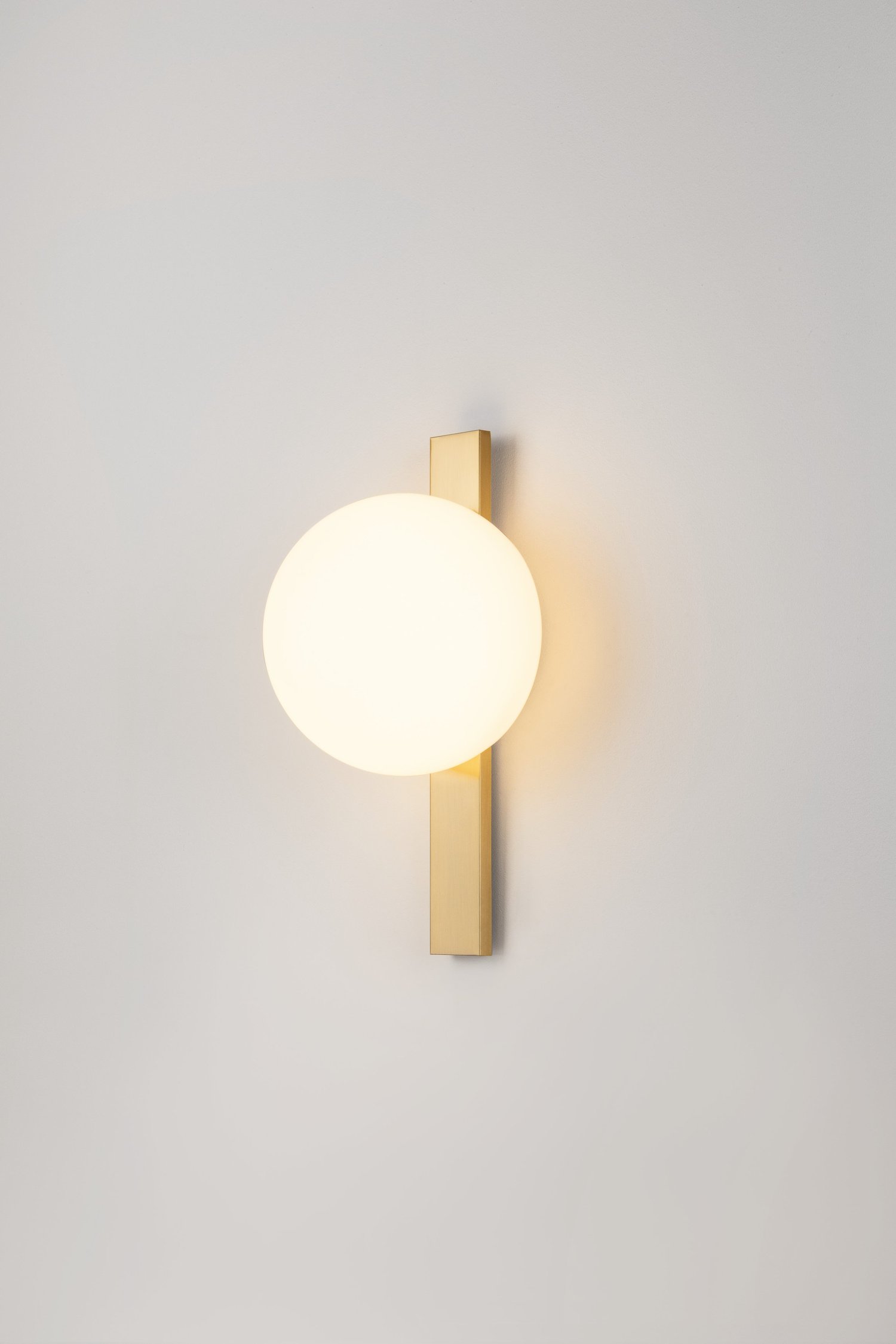 Outdoor Wall Sconce Black CIRC A-3720X by Estiluz — estiluz