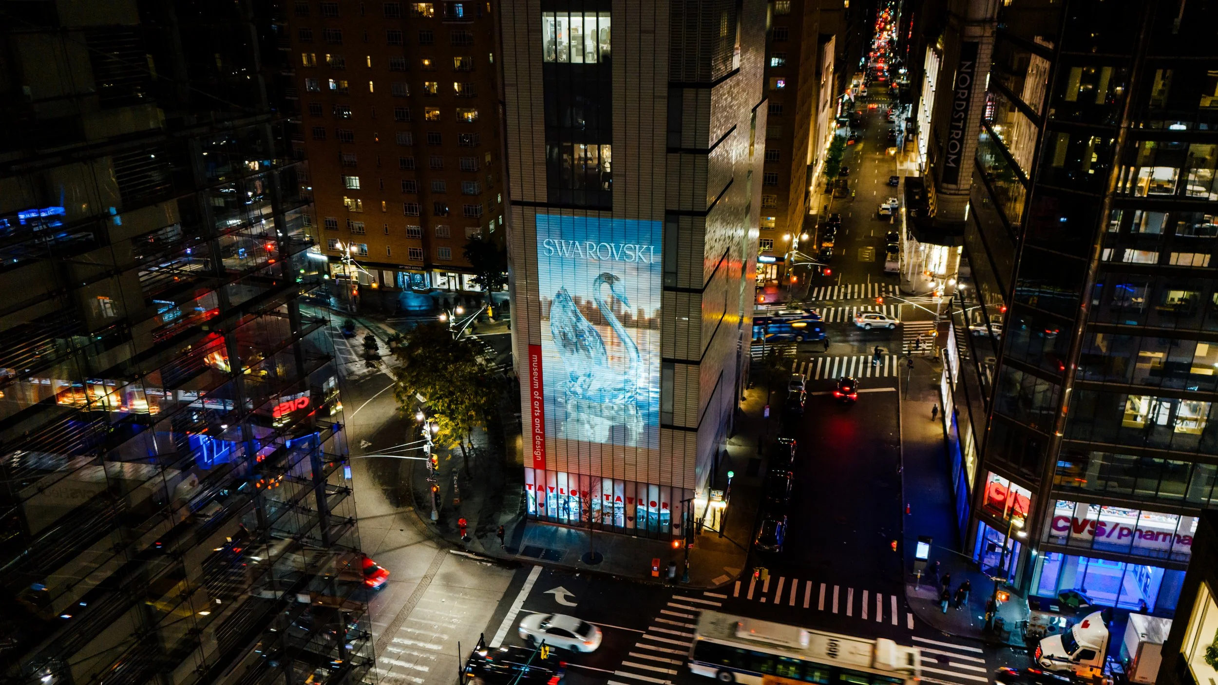 SWAROVSKI — Atlas Media | Disruptive OOH