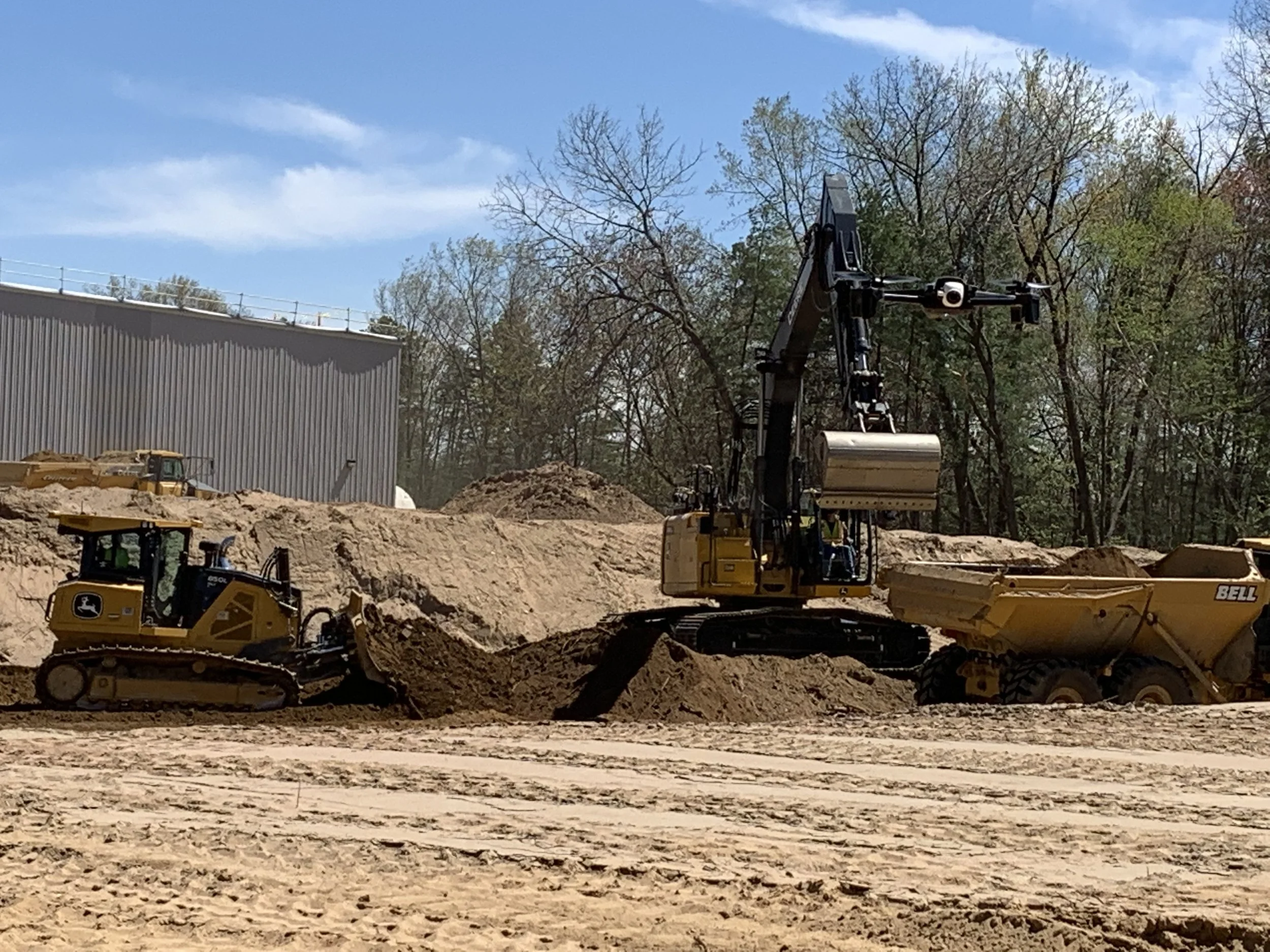 GRADING SURFACES: WHAT ARE THEY? HOW DO THEY IMPROVE CONSTRUCTION PROJECTS?