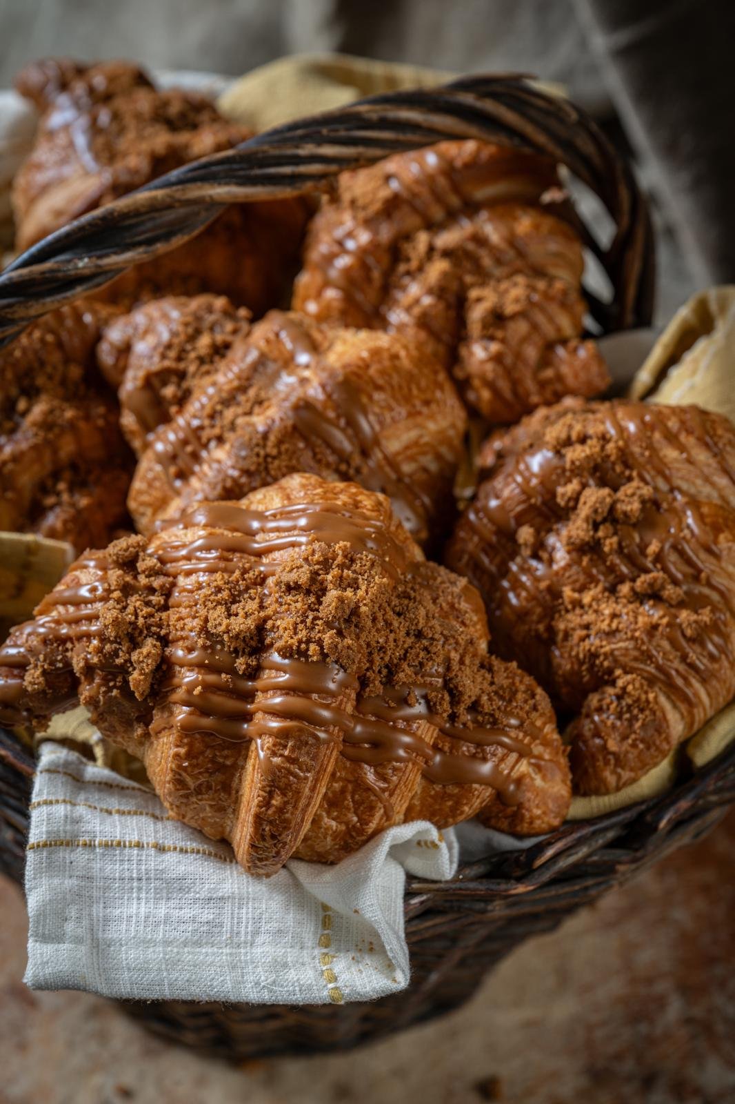 Vegan Biscoff Croissant — De Baere