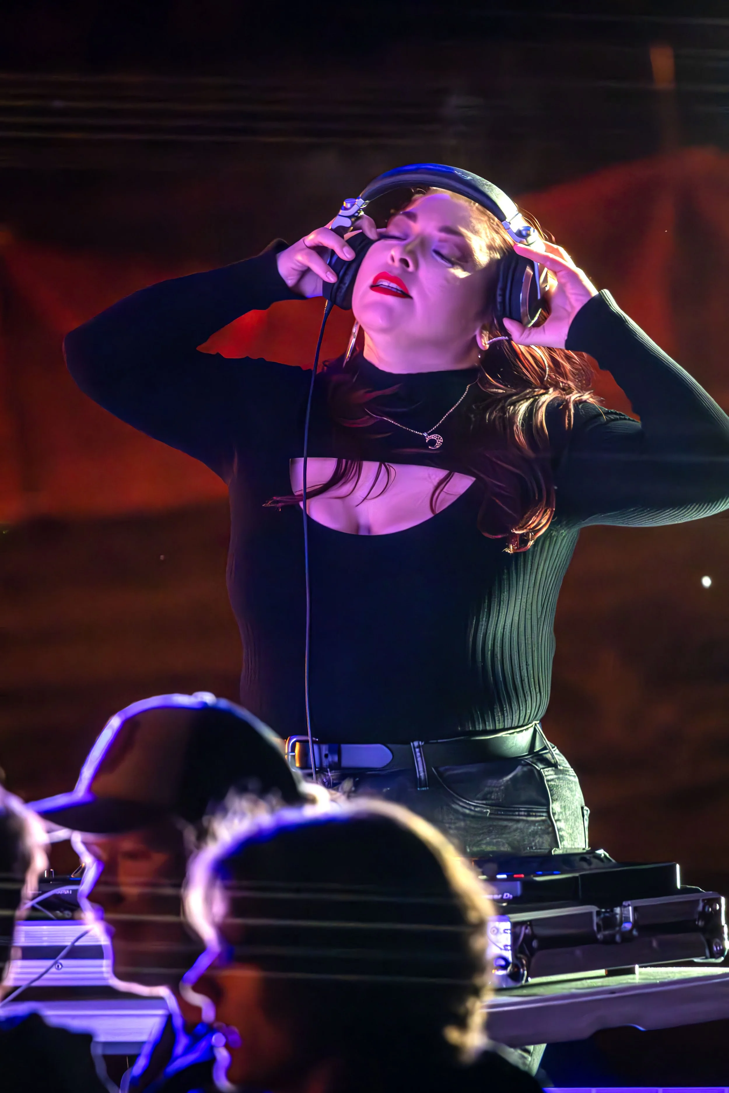 DJ Siren and the Brothers Ramirez Give Scorching Performances at ...