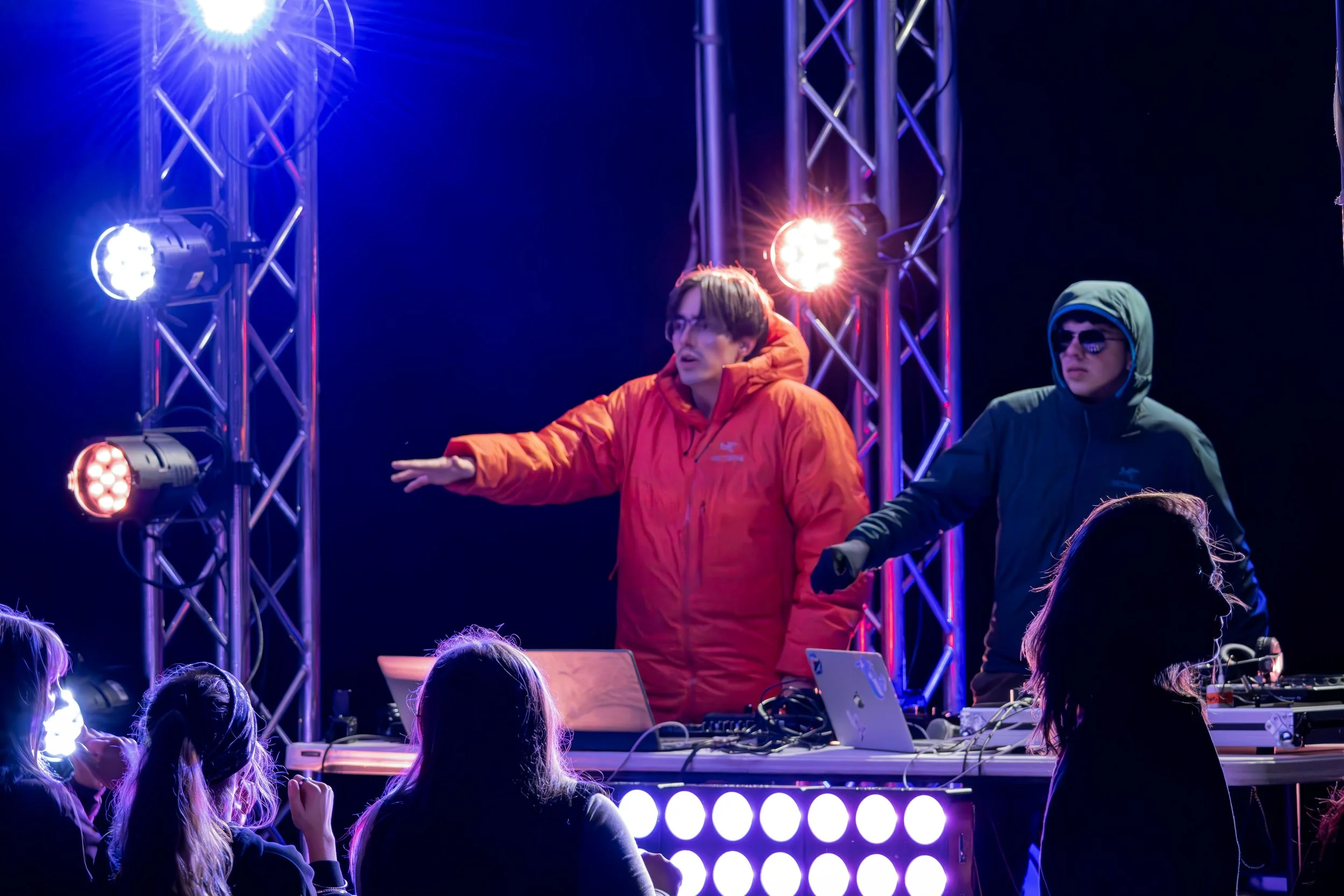 DJ Siren and the Brothers Ramirez Give Scorching Performances at ...