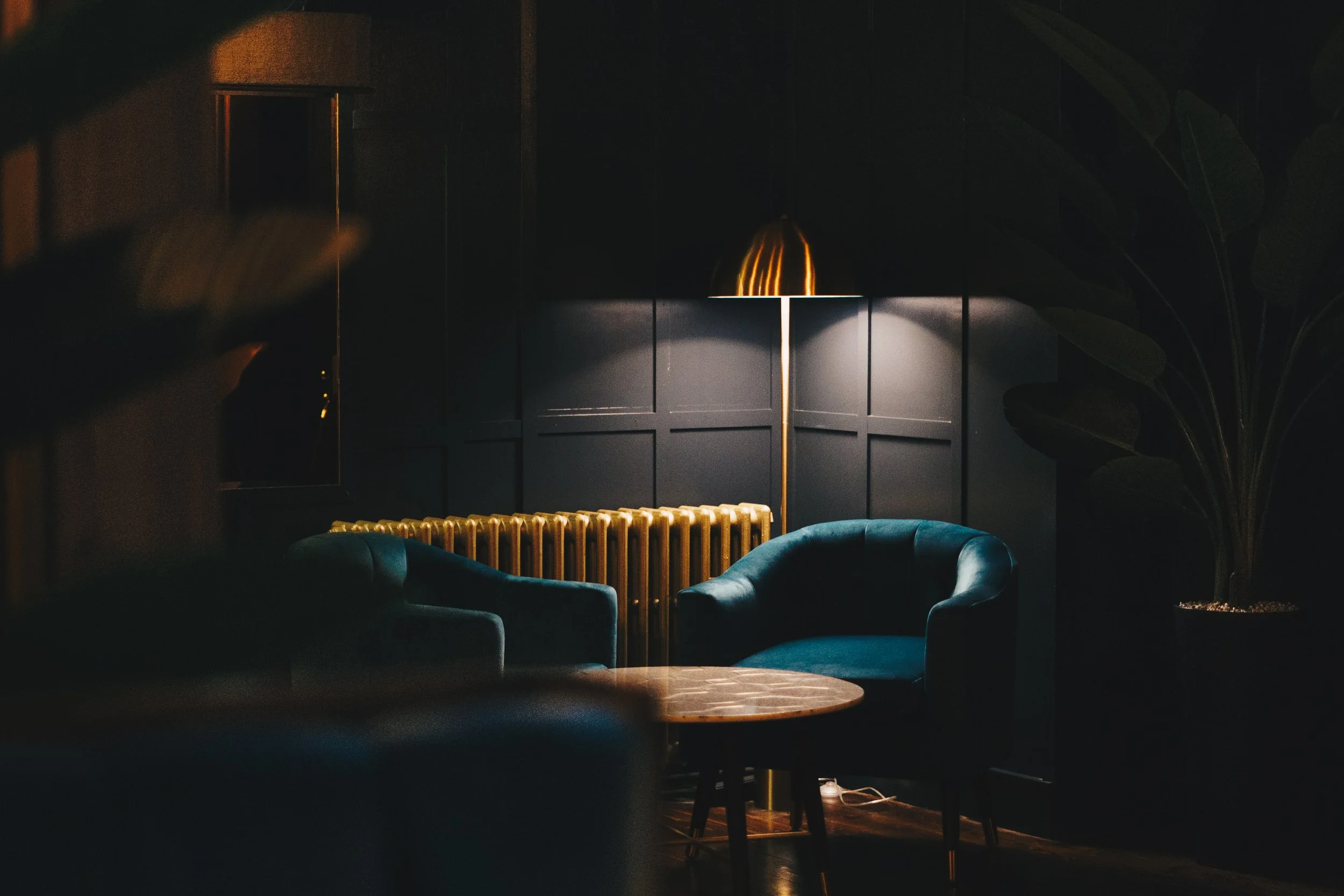 About us — CHIAROSCURO LIGHTING