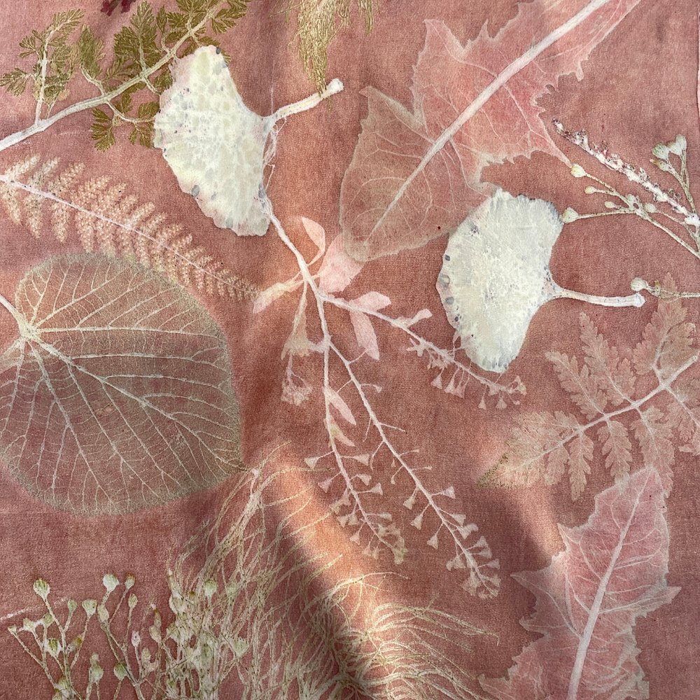LEARN THE ART OF ECO-PRINTING WITH FLOWERS AND PLANTS