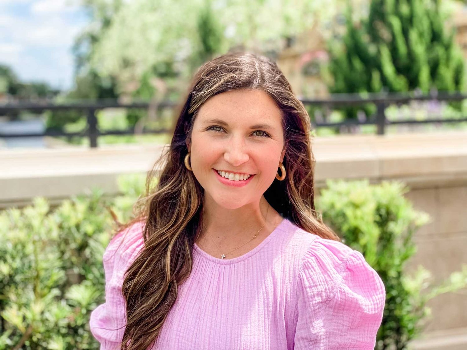 Sarah Beth Thigpen | Book Your Magical Getaway Today — Magic on Main Travel