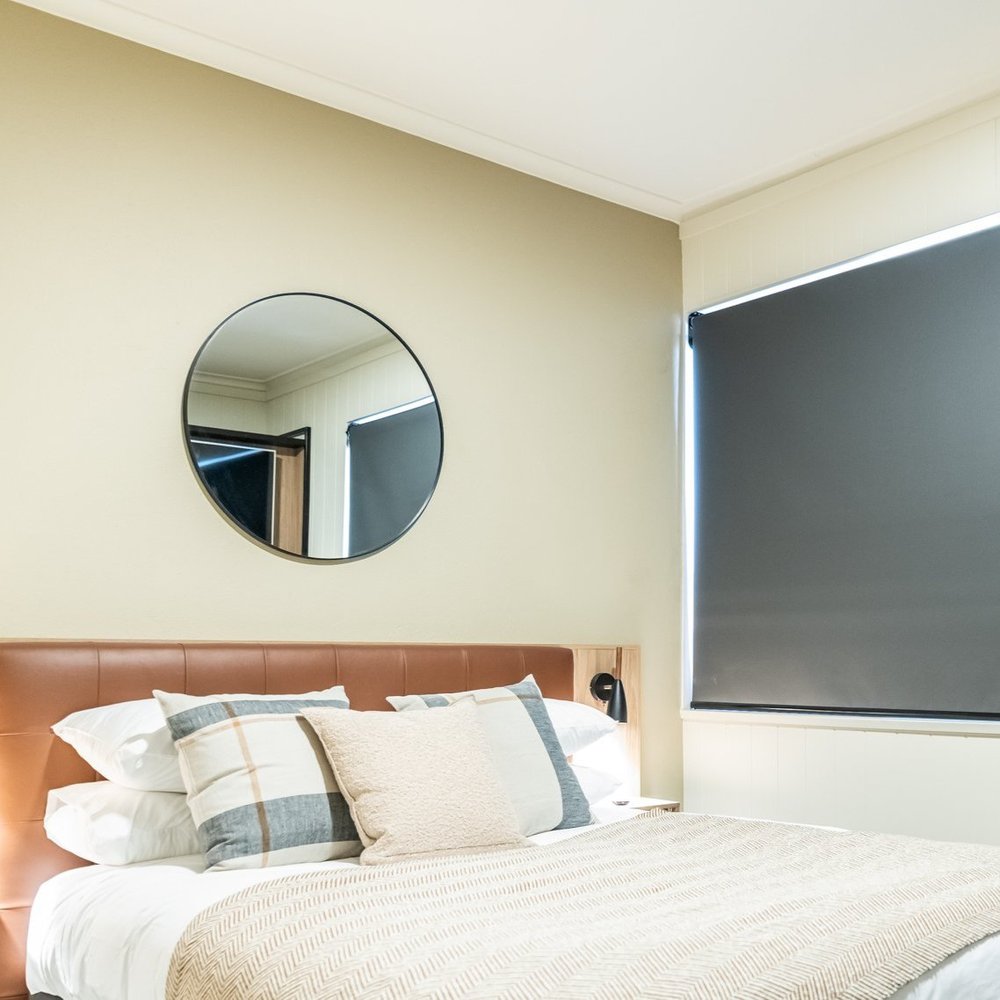 The Eyre Hotel - Accommodation – Book Rooms