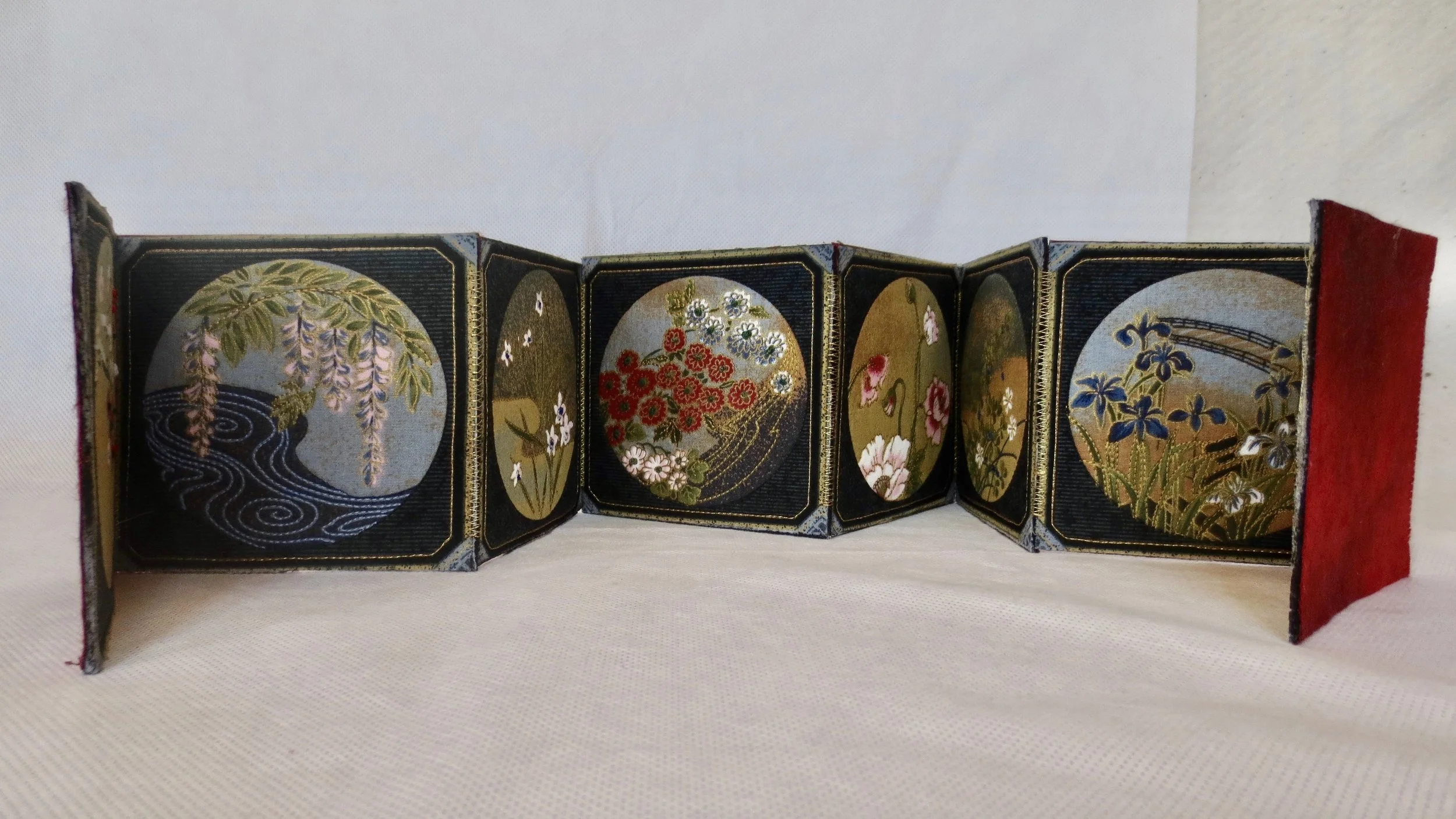 3D Pieces | MIRKA KNASTER