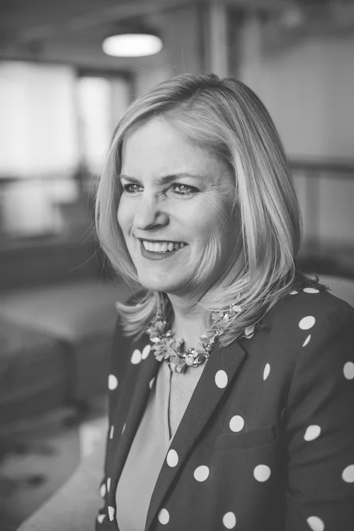 Tracey Wik // Love Sunday Nights