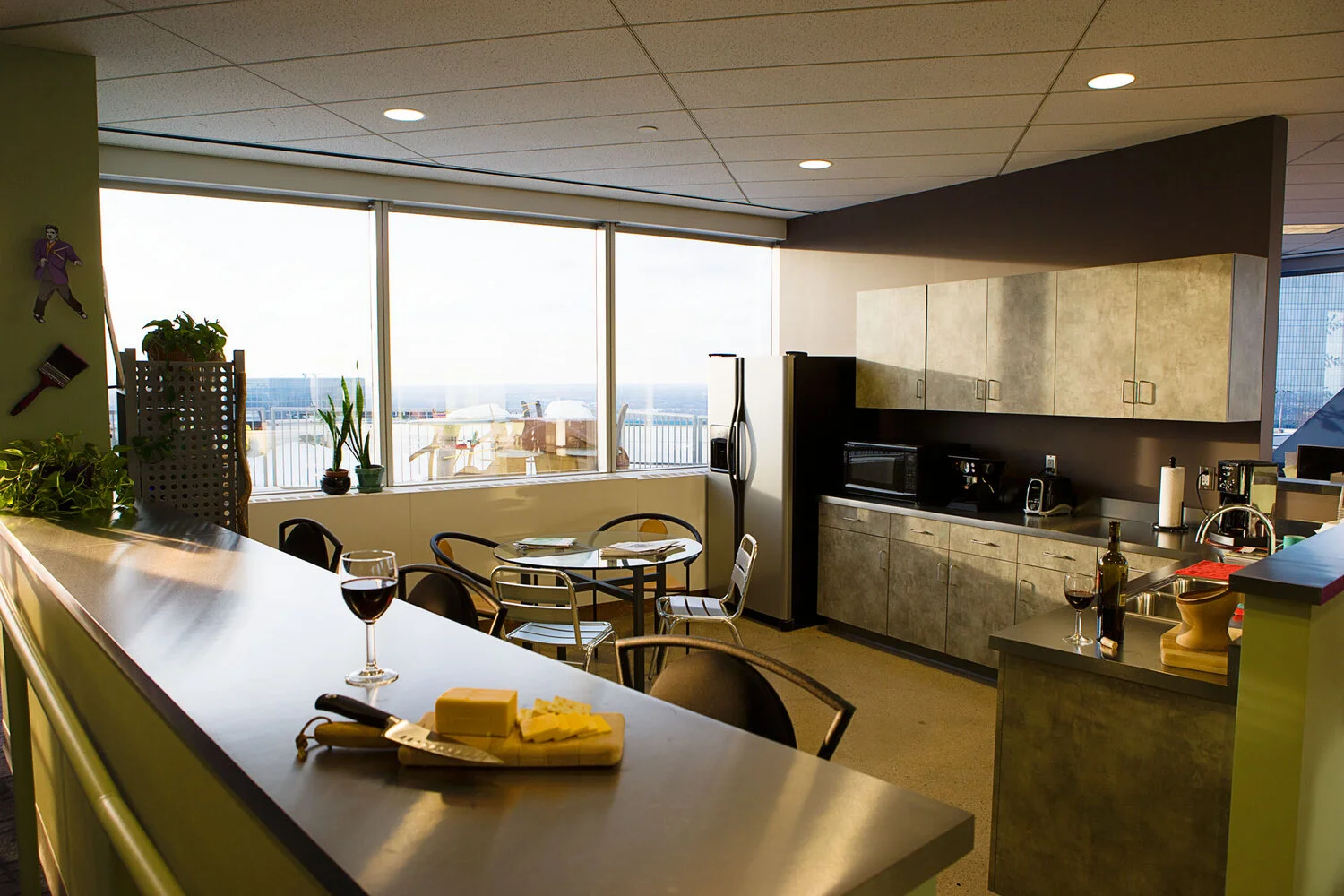 Sound 80 | Audio, Video, Entertainment Payroll Services